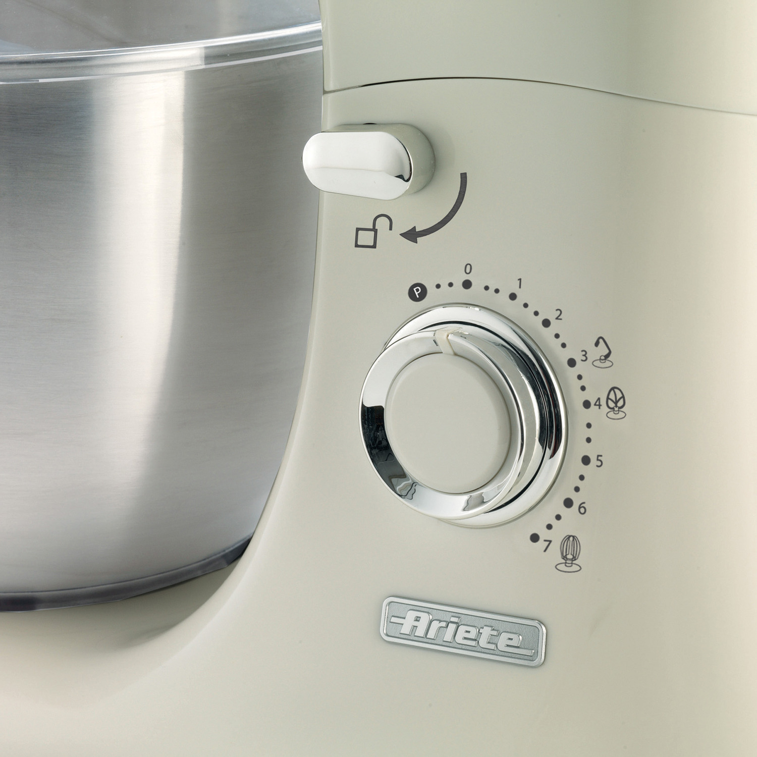 1200W Vintage 5.5L Stand Mixer Cream