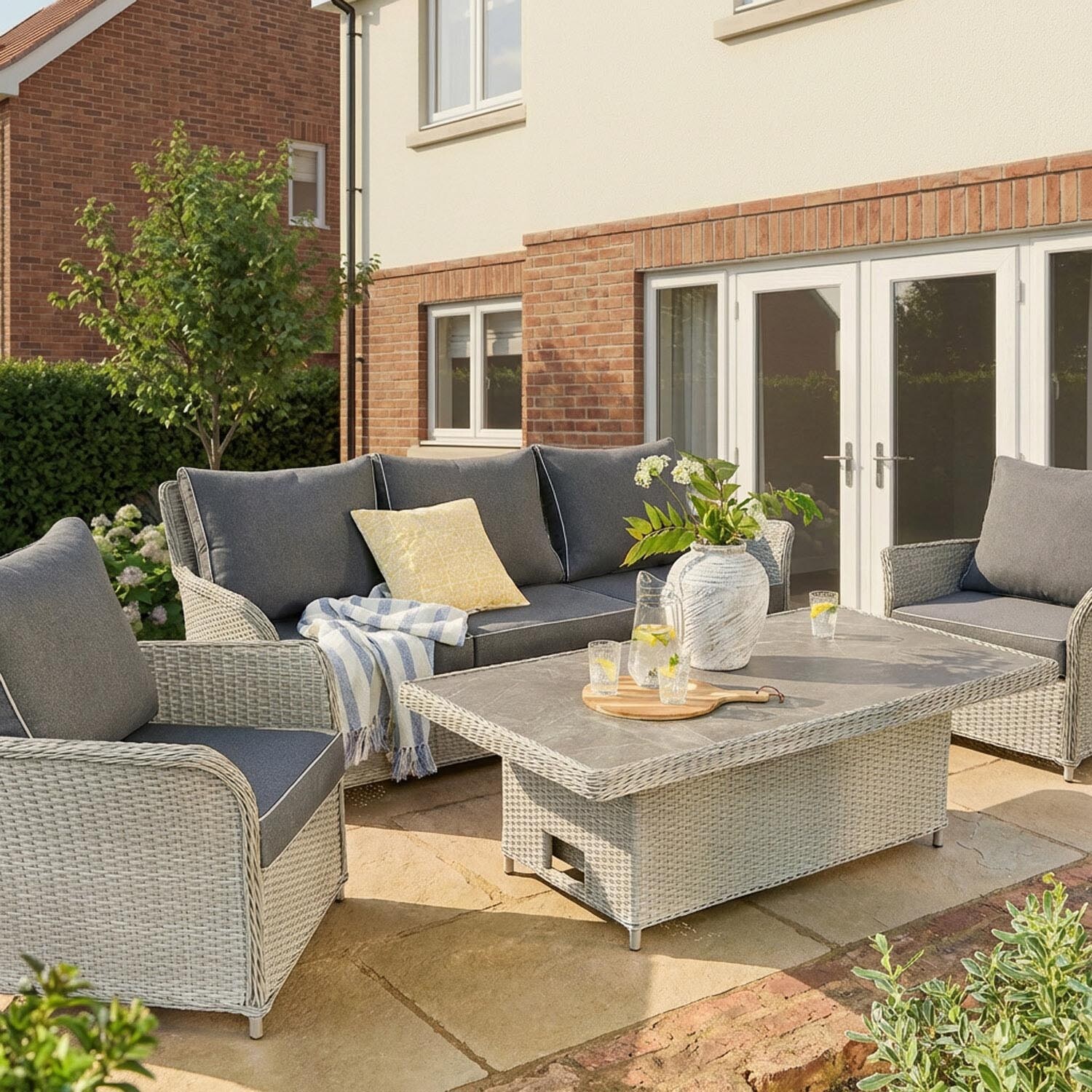 Antonia Sofa Set