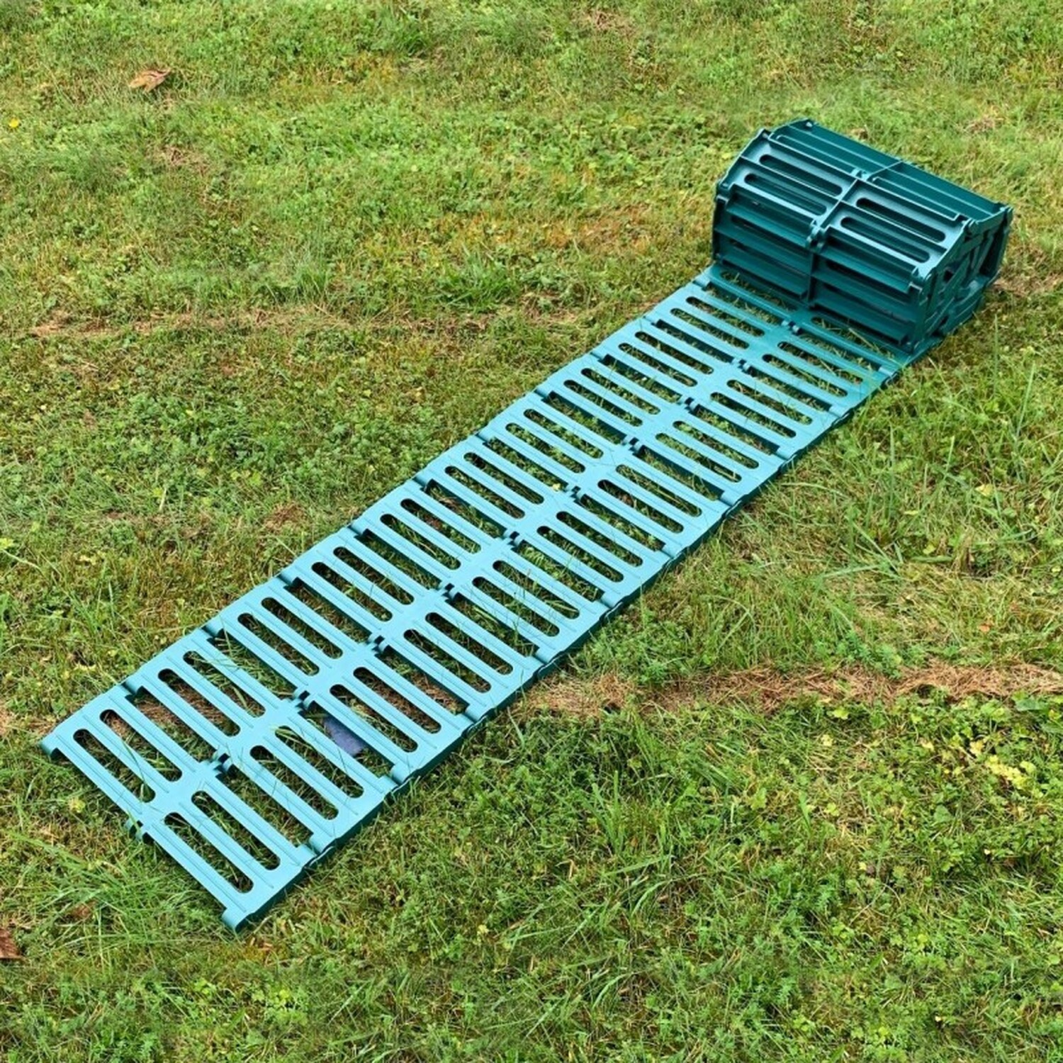 Roll Out Green Plastic Garden Track Path 3m Roll