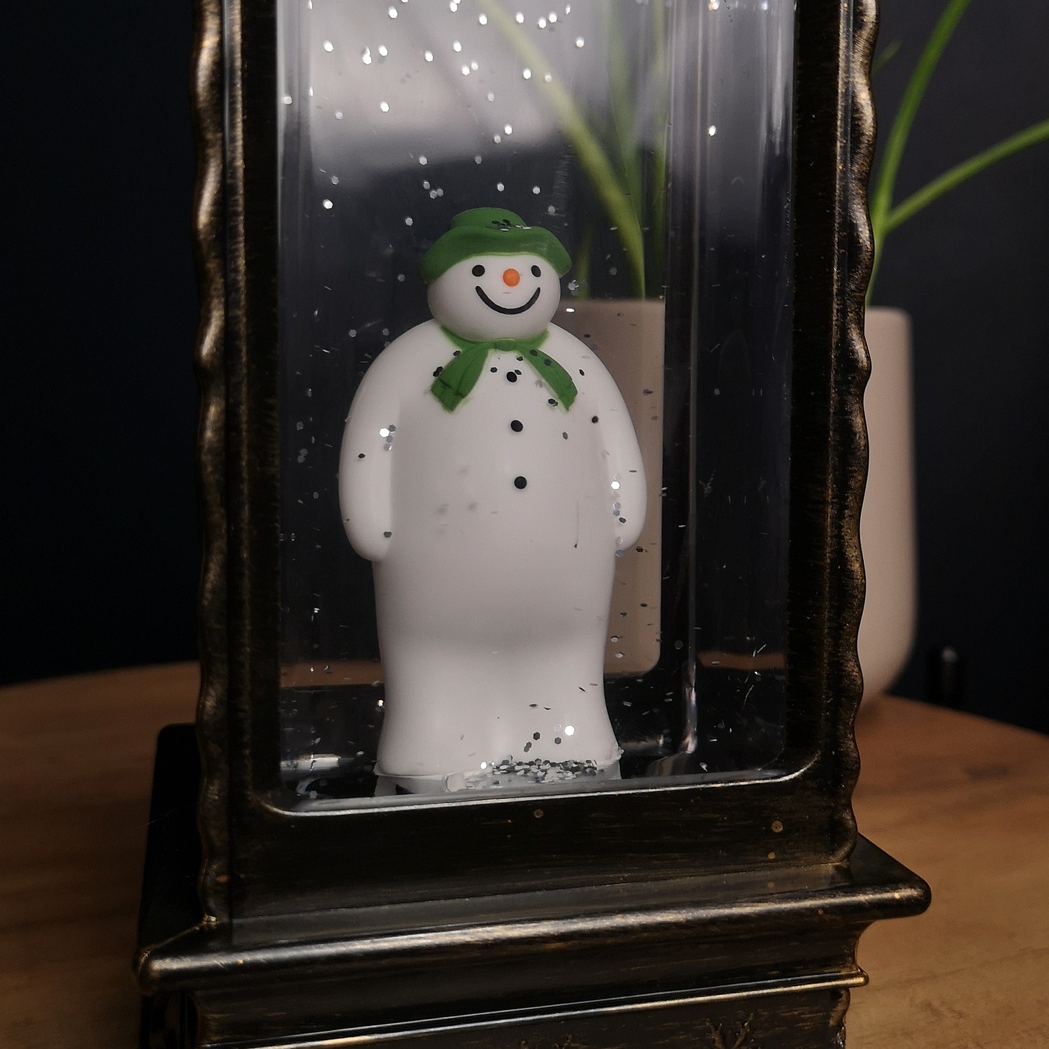 Snowtime Water Spinner Lantern The Snowman and Snow Dog