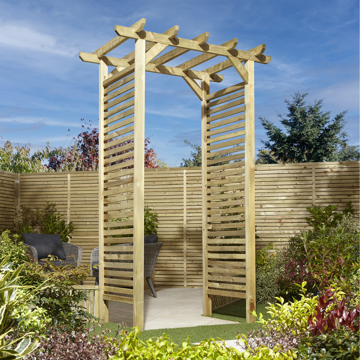 Rowlinson Stapeley Timber Garden Arch