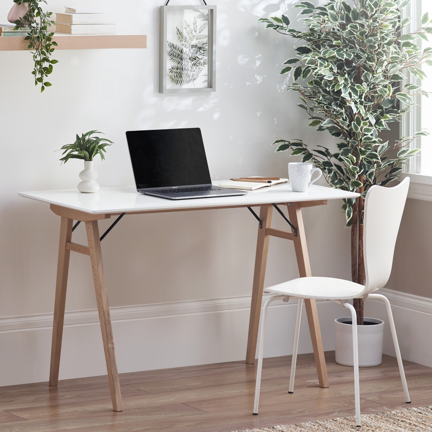 Ivan Office Desk White Top And Wood Legs