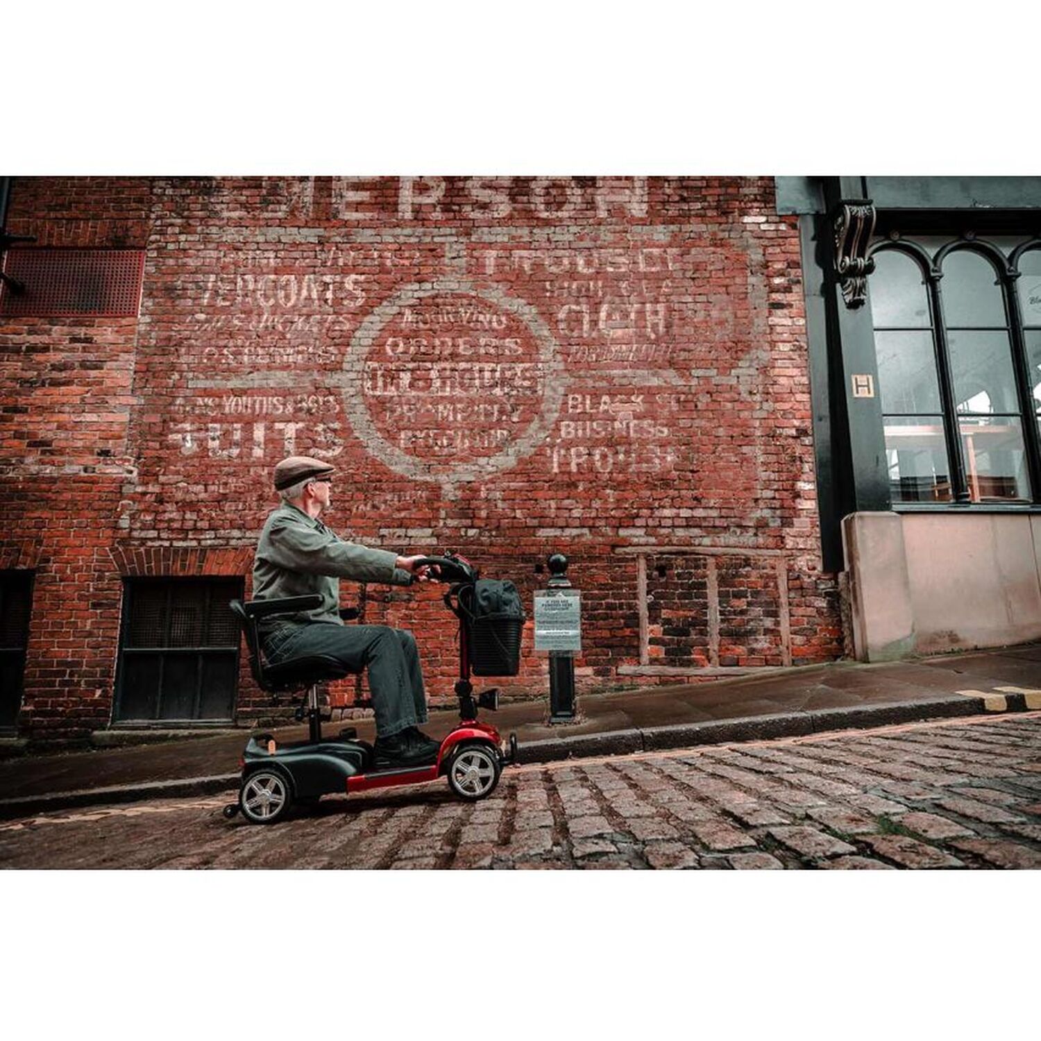 Electric Mobility Scooter With Removable Battery