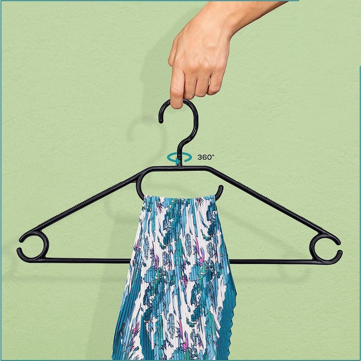 Pack of 20 Swivel Clothes Hangers Nonslip Plastic Coat Hangers