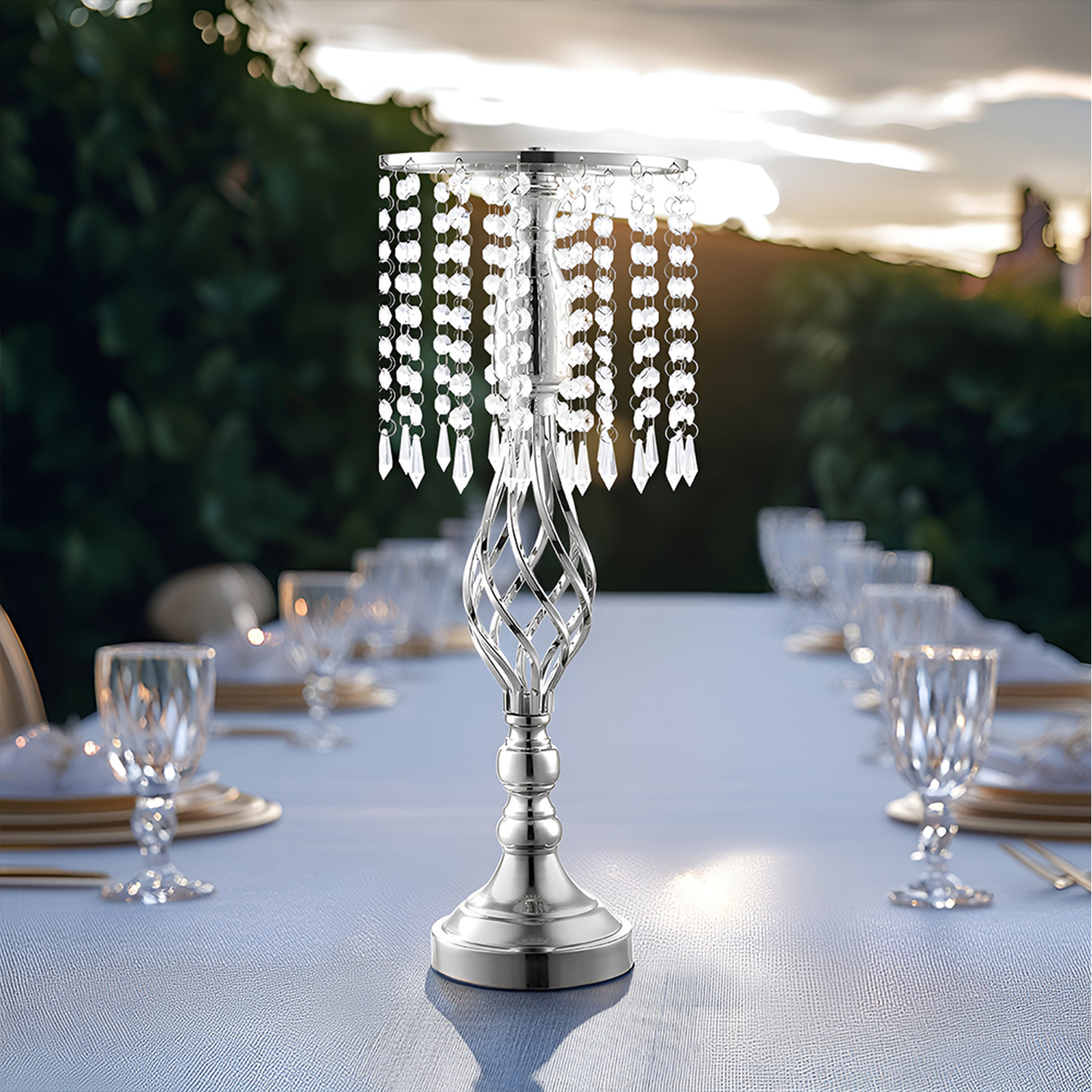 Metal Wedding Table Centerpiece with Crystal Ornaments