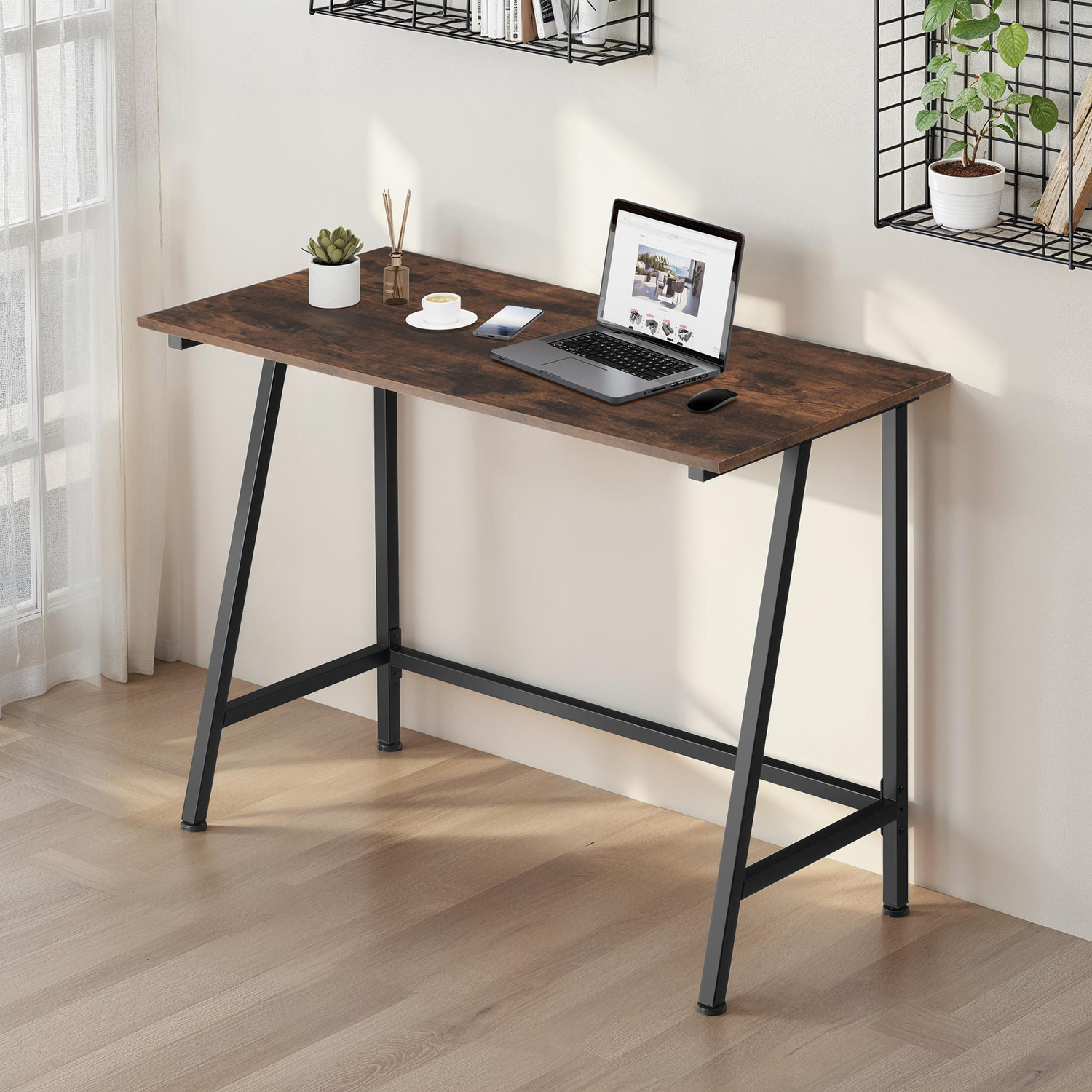Desk Newton