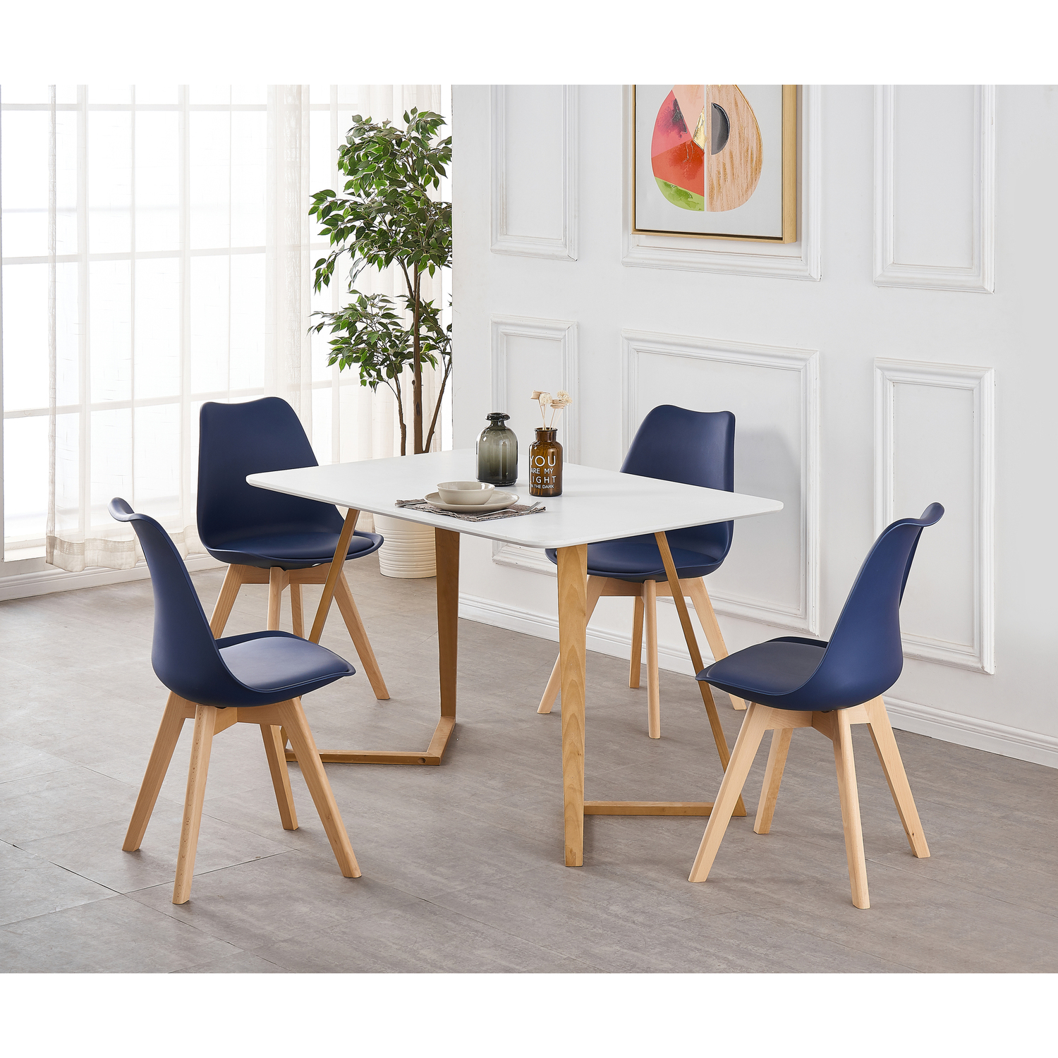 Lorenzo Dallas Dining Set includes a Table with 4 Chairs