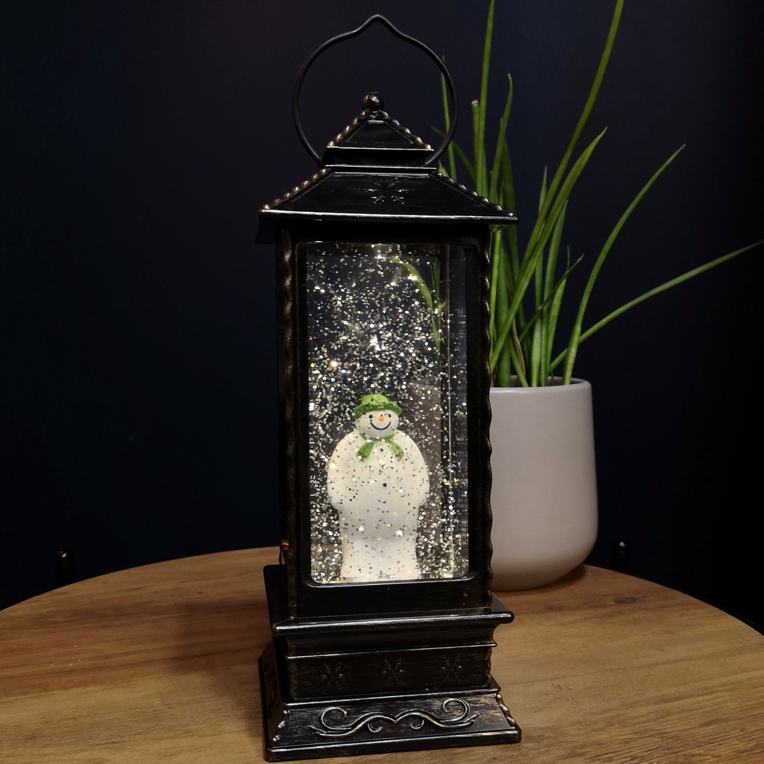 Snowtime Water Spinner Lantern The Snowman and Snow Dog