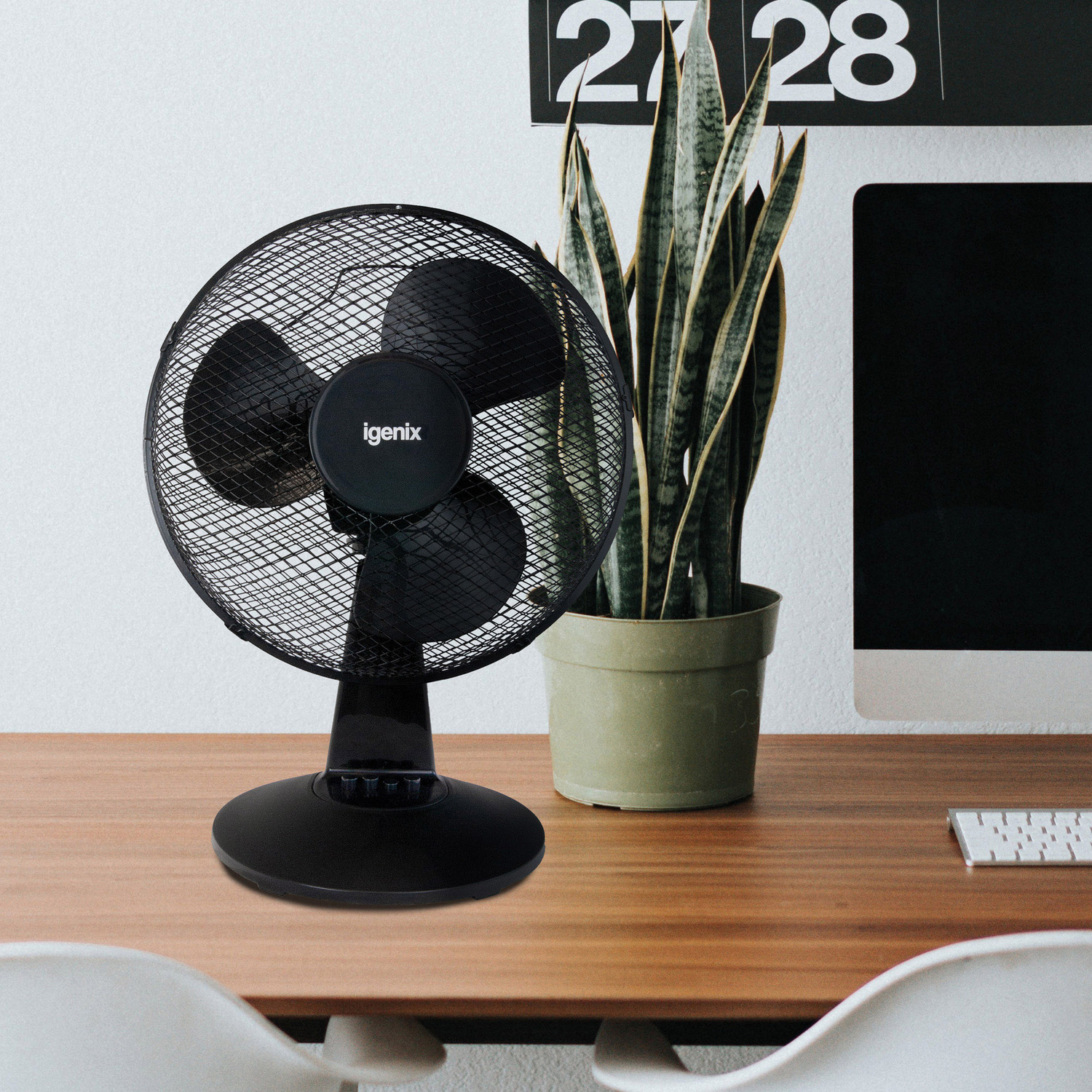 12 Inch Desk Fan Black