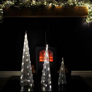 Tree Cone Obelisk Trio with 90 LEDs
