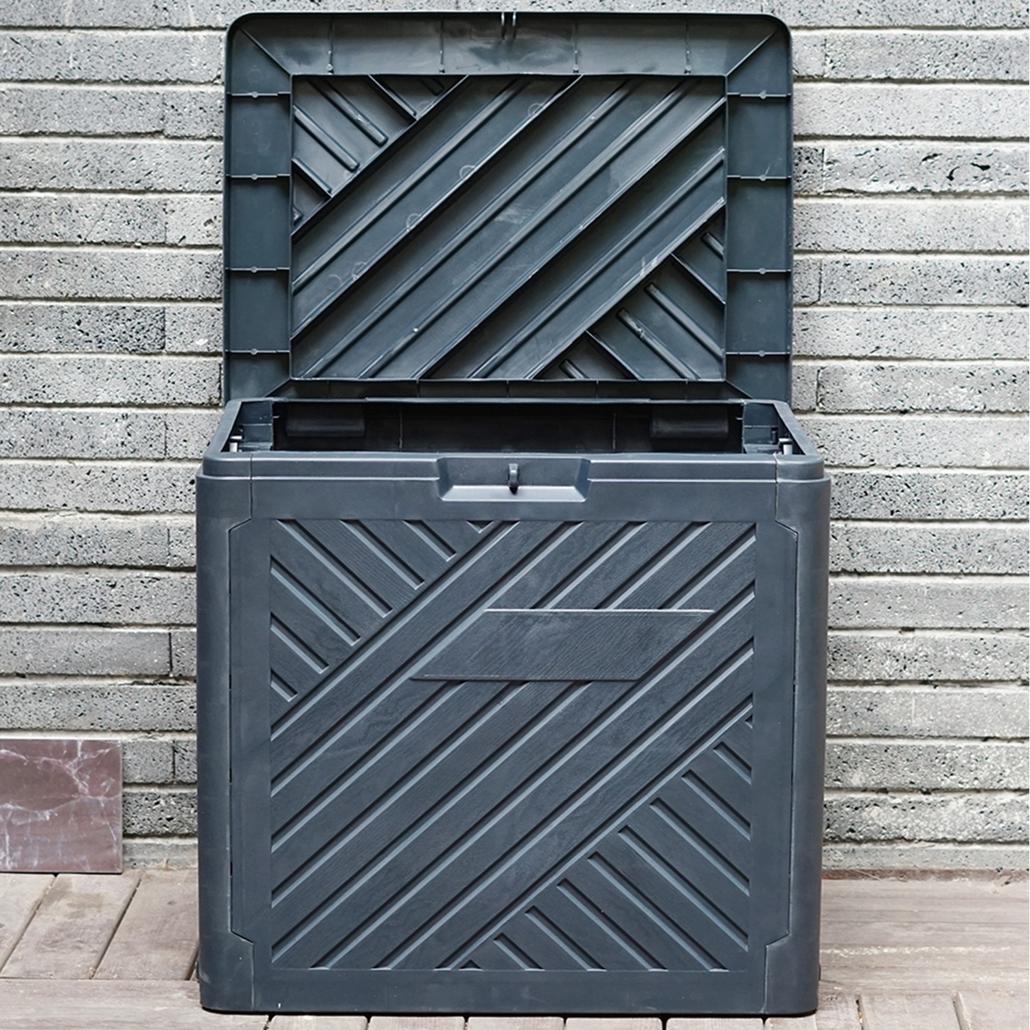 120L Outdoor Storage Box