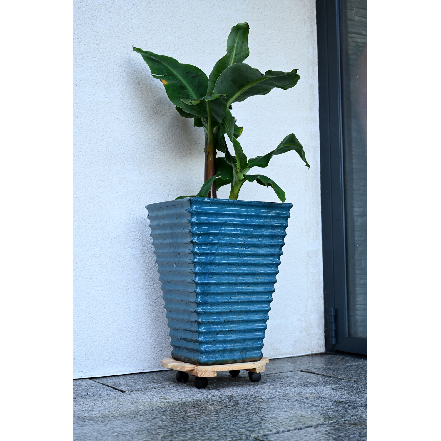Pot Tile on Wheels