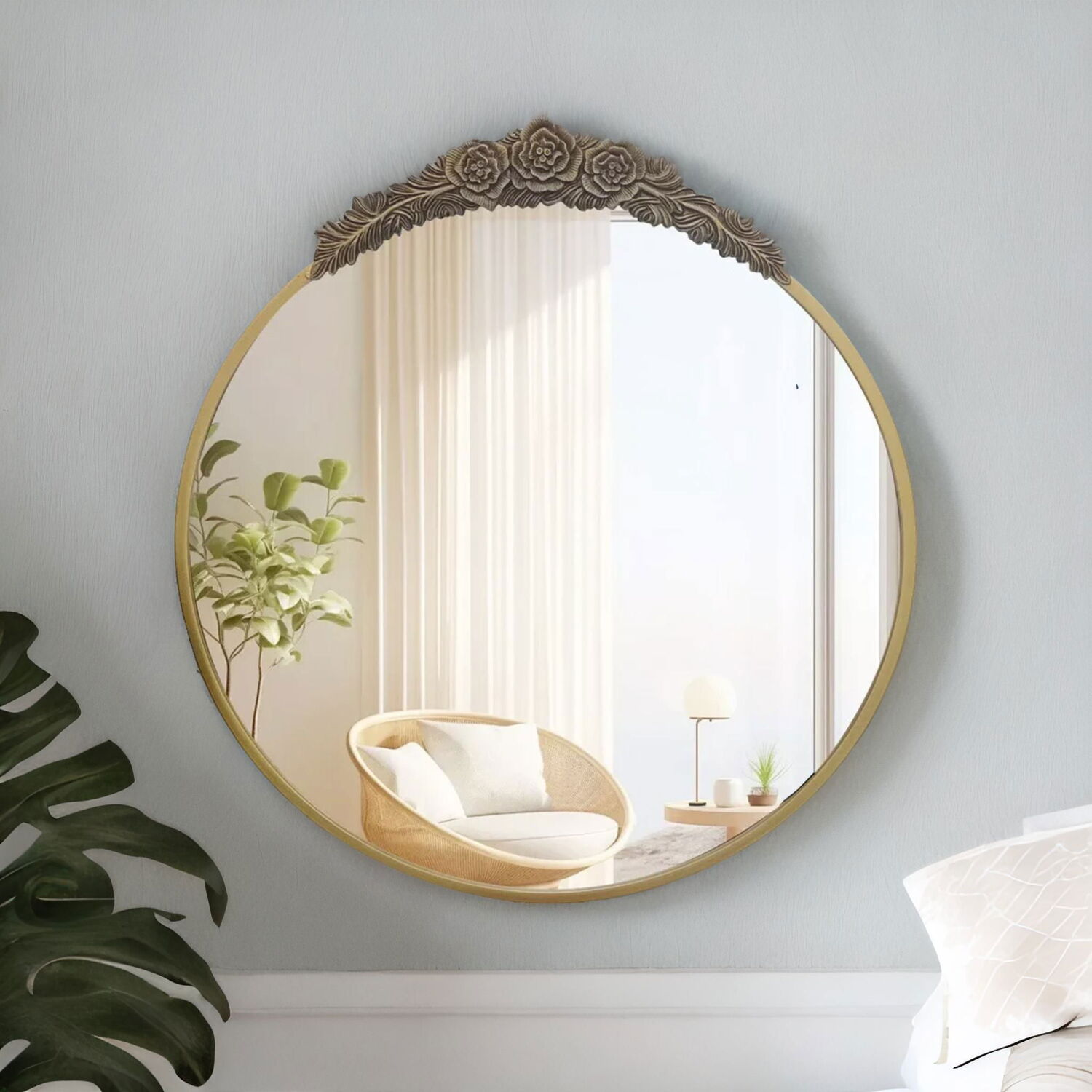 Round Embossed Retro Wall Mirror
