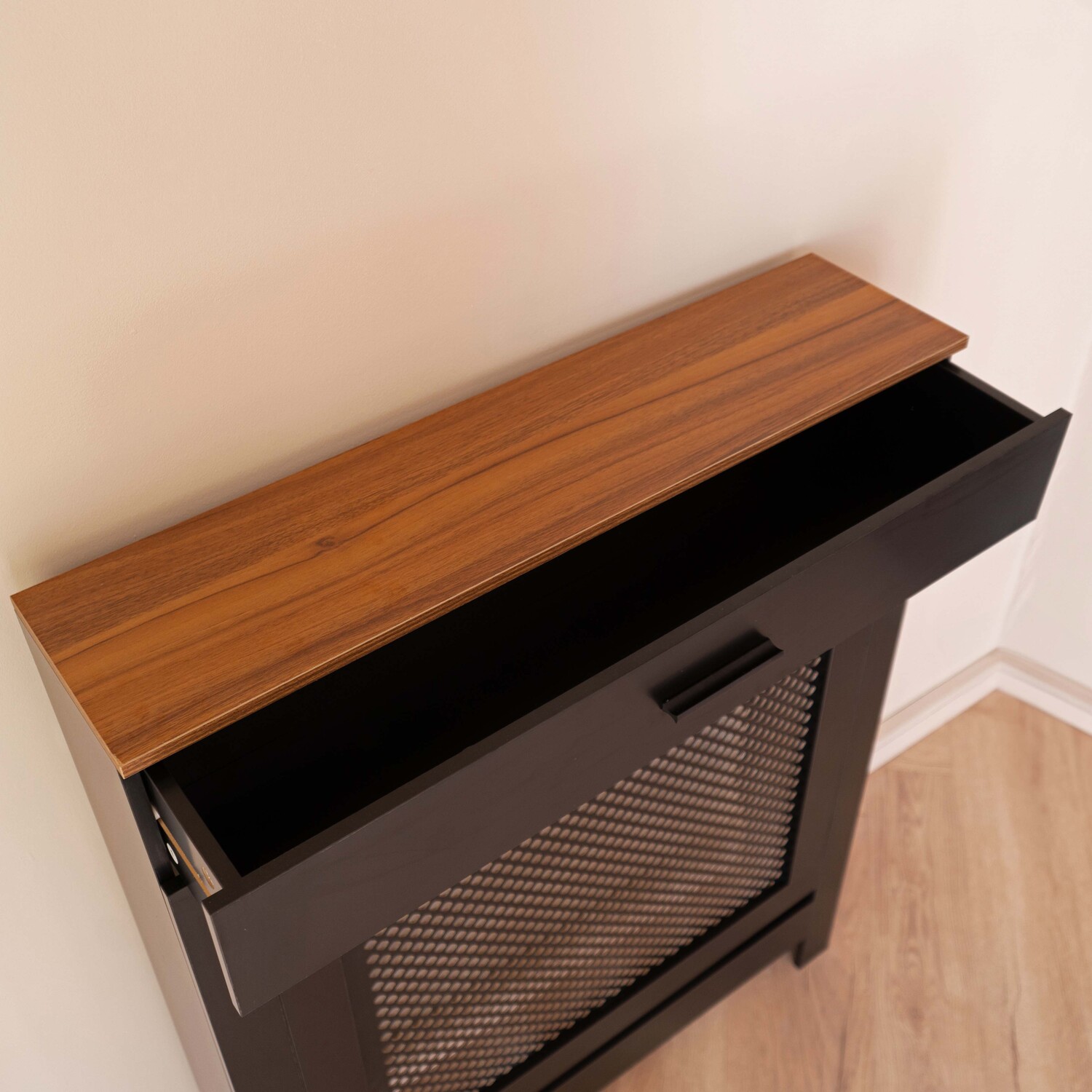 Diamond Design Contrast Storage Radiator Cover