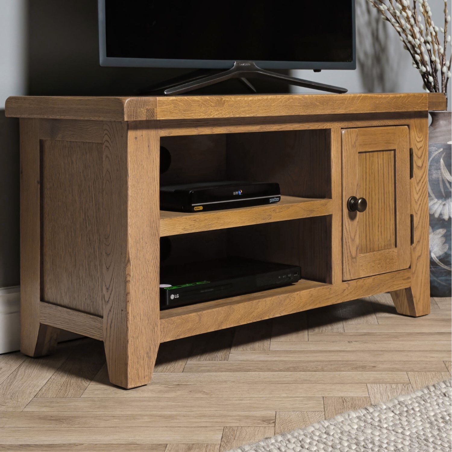 Small Rustic Oak Tv Media Unit Soild Tough And Grove Back Fully Assembled