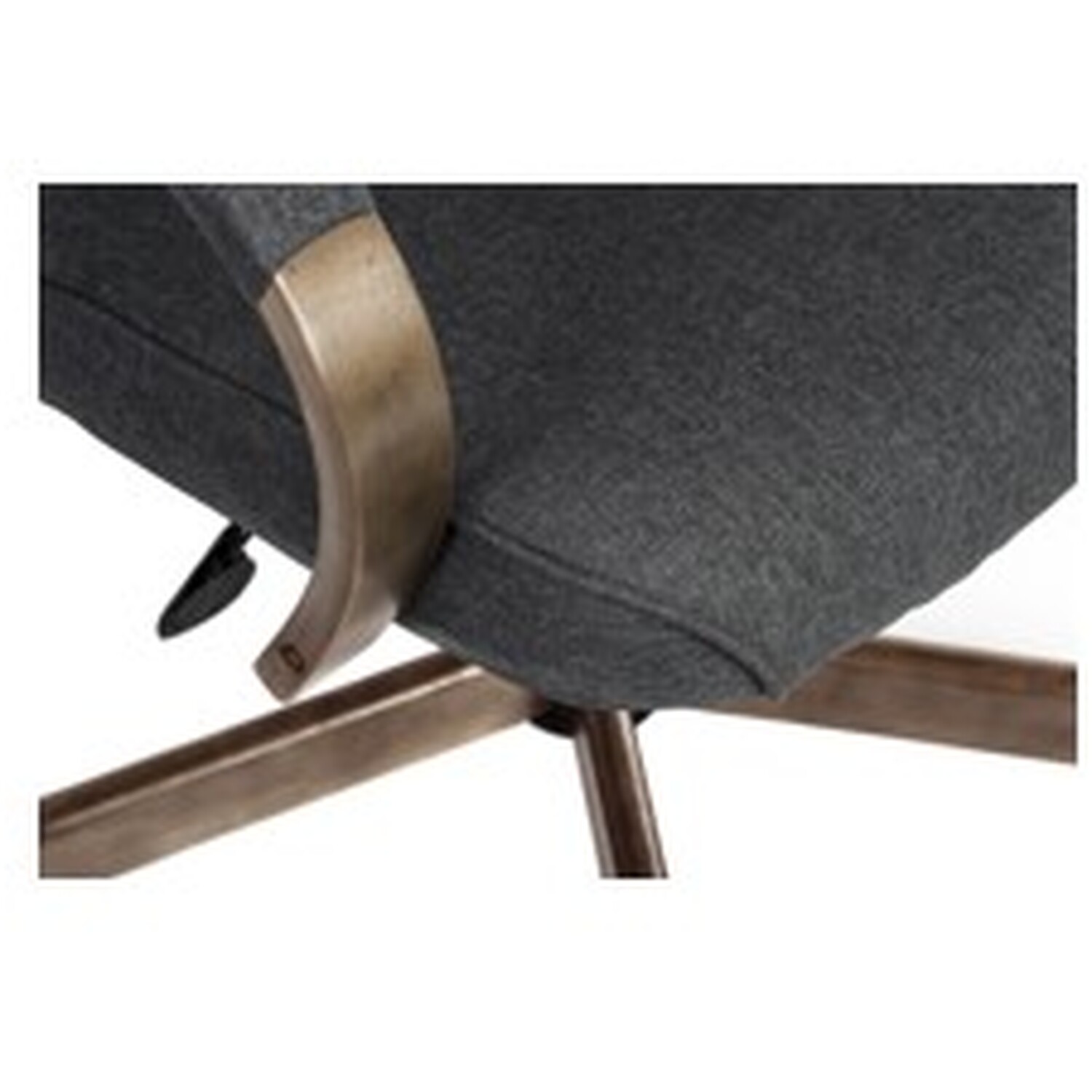 Warwick Executive Chair