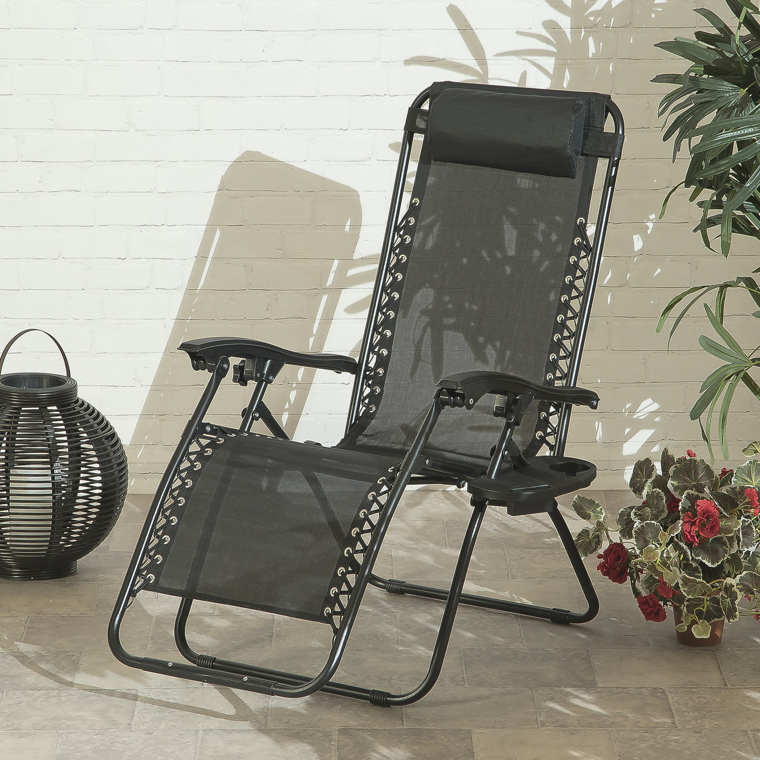 Royale Relaxer with Cup Holder Suntime