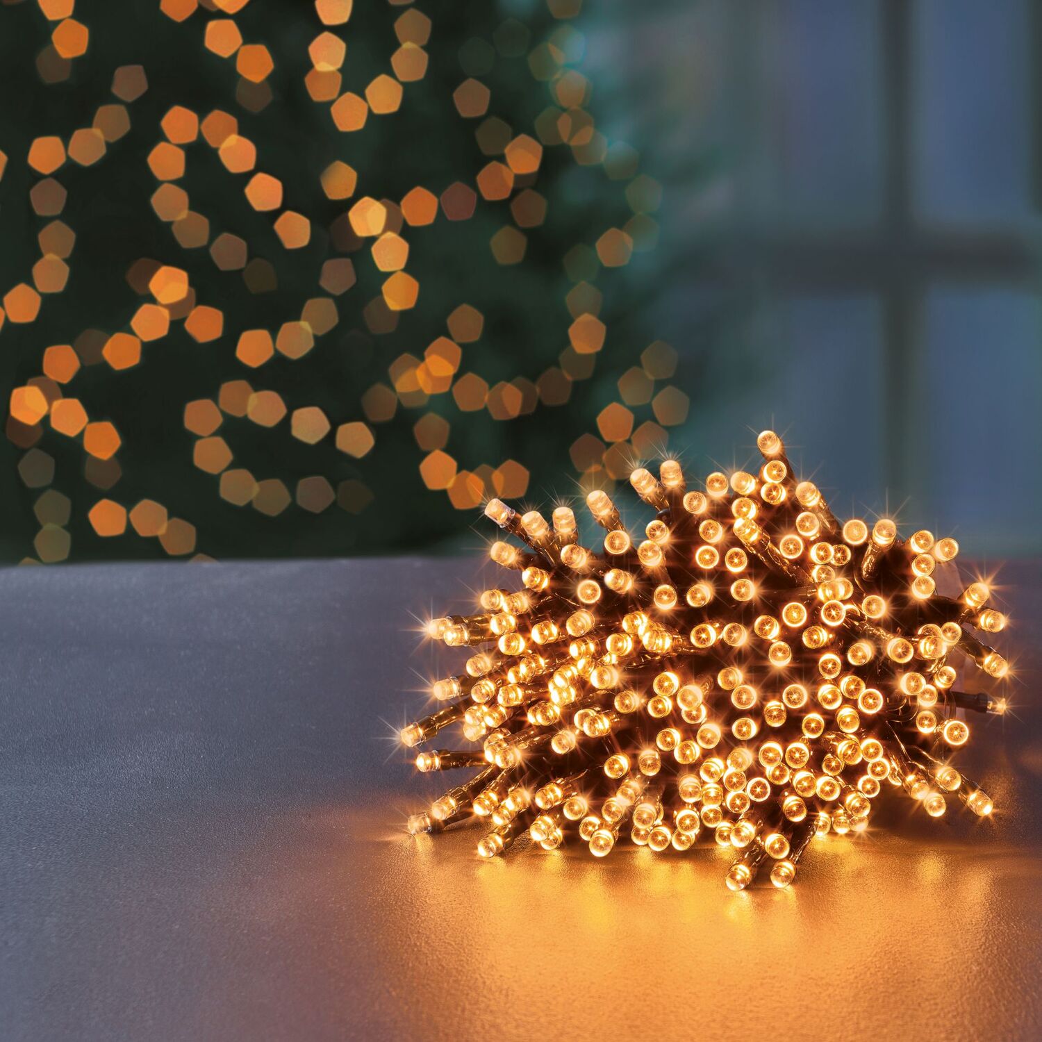 200 Vintage Gold Supabrights LED String Lights