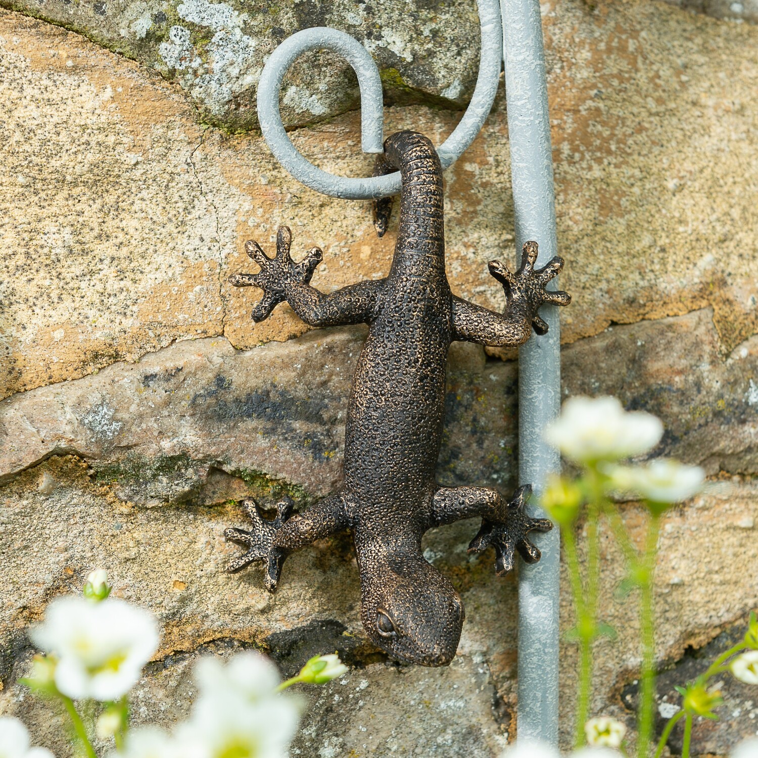Antique Bronze Coloured Gecko Pot Buddy Plant Pot Hanger