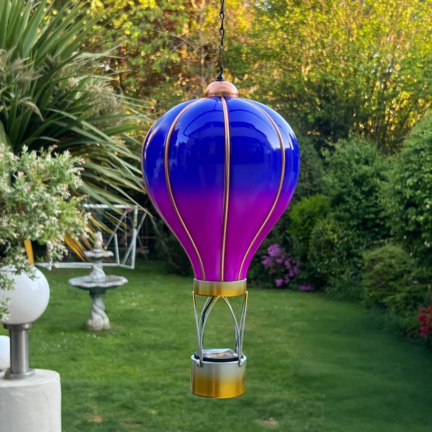Violet Solar Hot Air Balloon Outdoor Hanging LED Light for Garden Patio