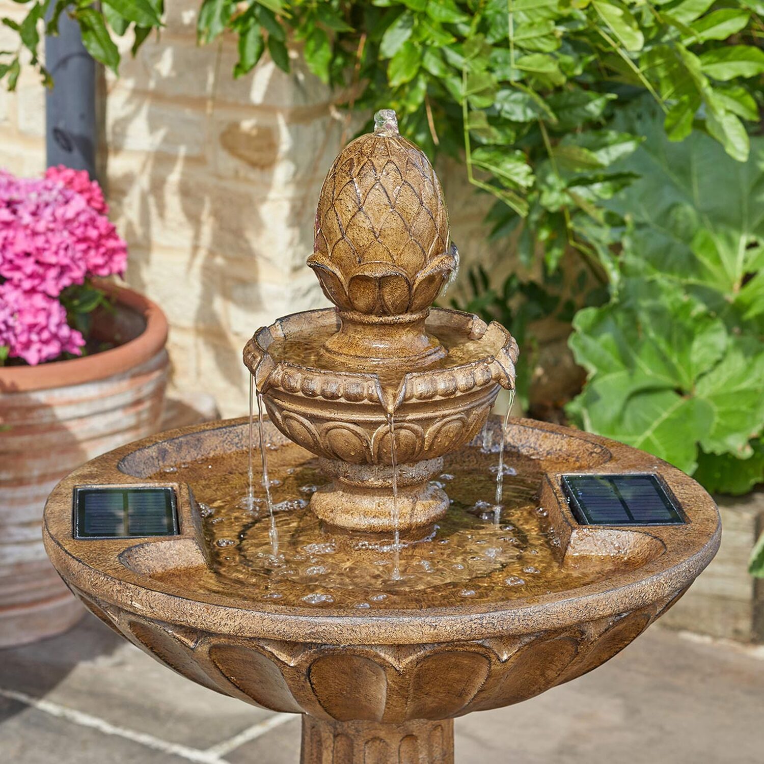 Solar Queensbury Tiered Water Feature