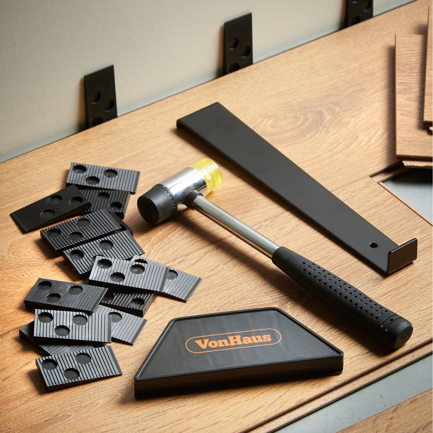 Laminate Flooring Tools with 30 Spacers