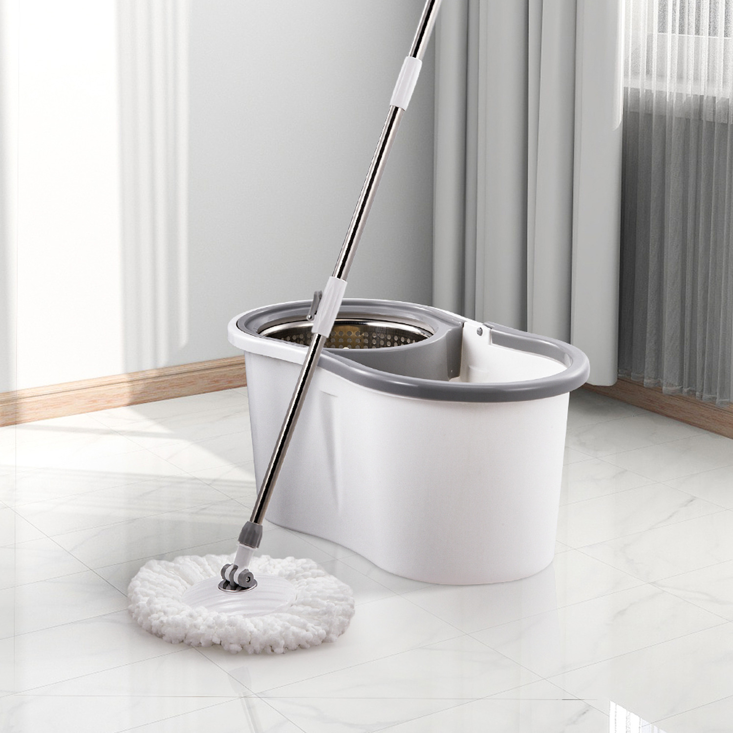 Livingandhome Self-Wringing Mop with Cleaning Bucket