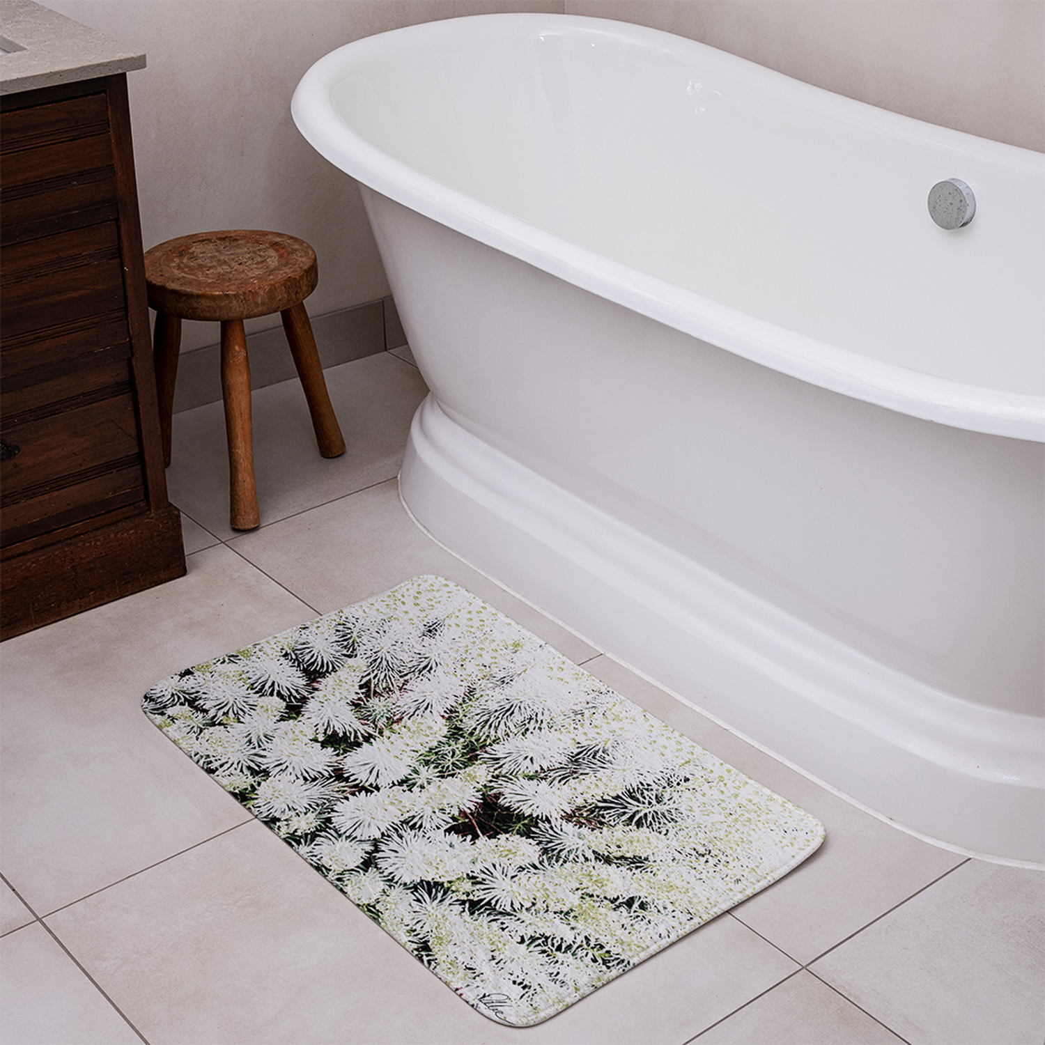 Beautifully White Bathmat