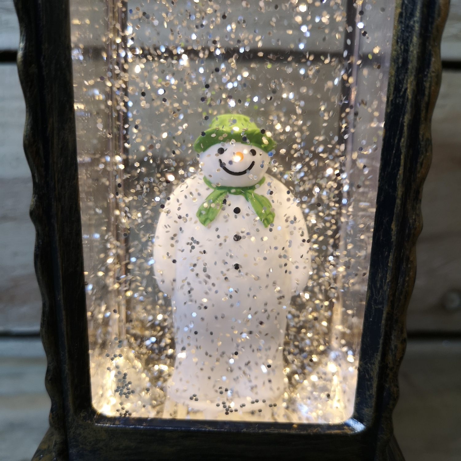 Snowtime Water Spinner Lantern The Snowman and Snow Dog