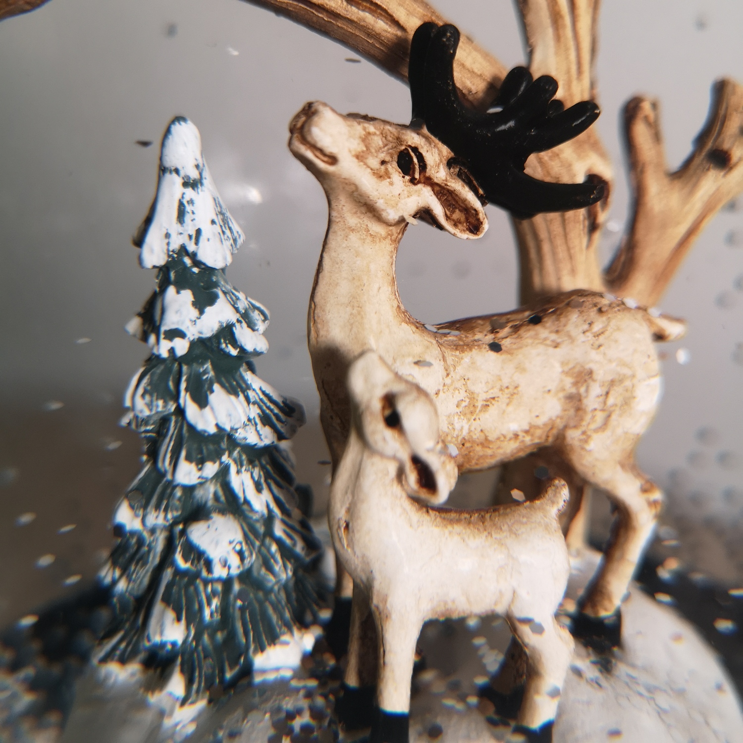 18cm Snowtime Christmas Water Spinner Snow Globe with Reindeer Scene