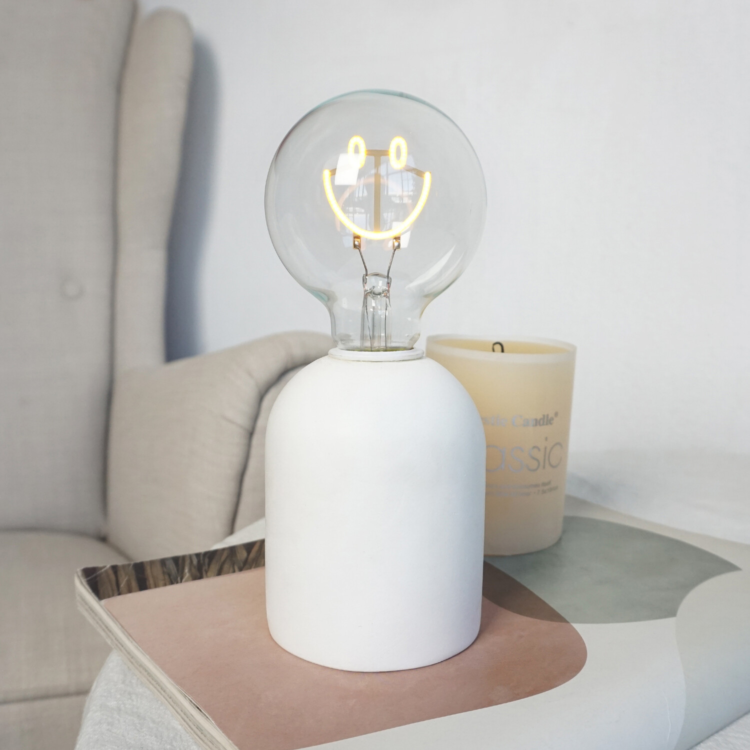 Smiley Neon Bulb Light
