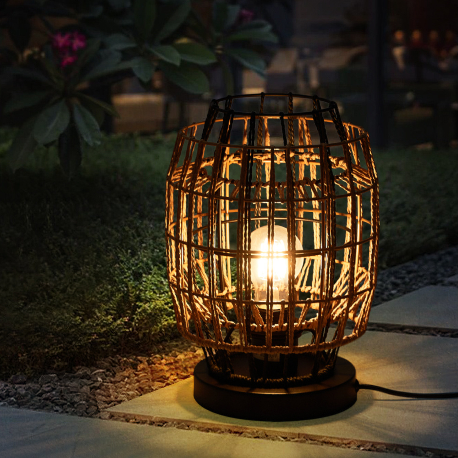 Single-Light Handwoven Lampshade E14 Table Lamp
