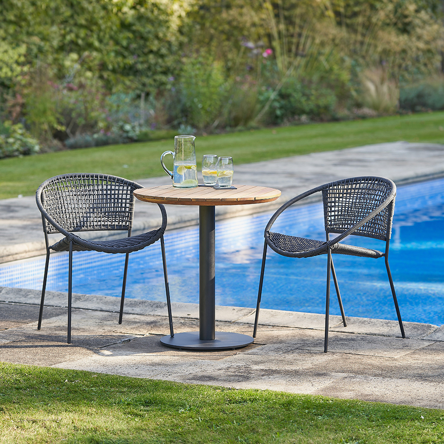Outdoor Bistro Set Steel and Rope