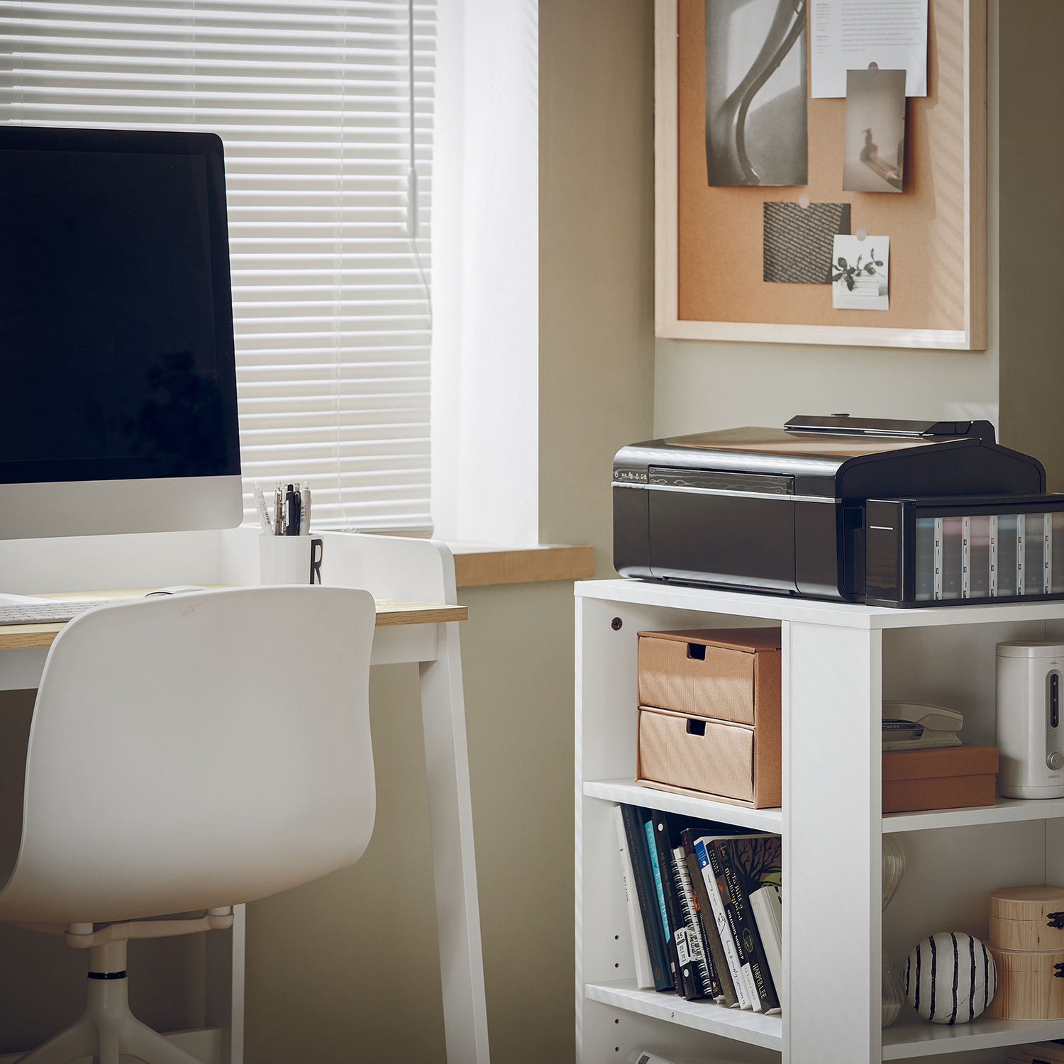 3 Tiers Bookcase Storage Shelf on Wheels, Desk Side Printer Shelf