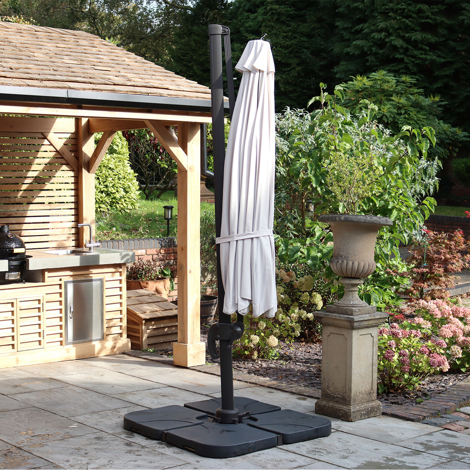 Solar Powered LED Cantilever Parasol