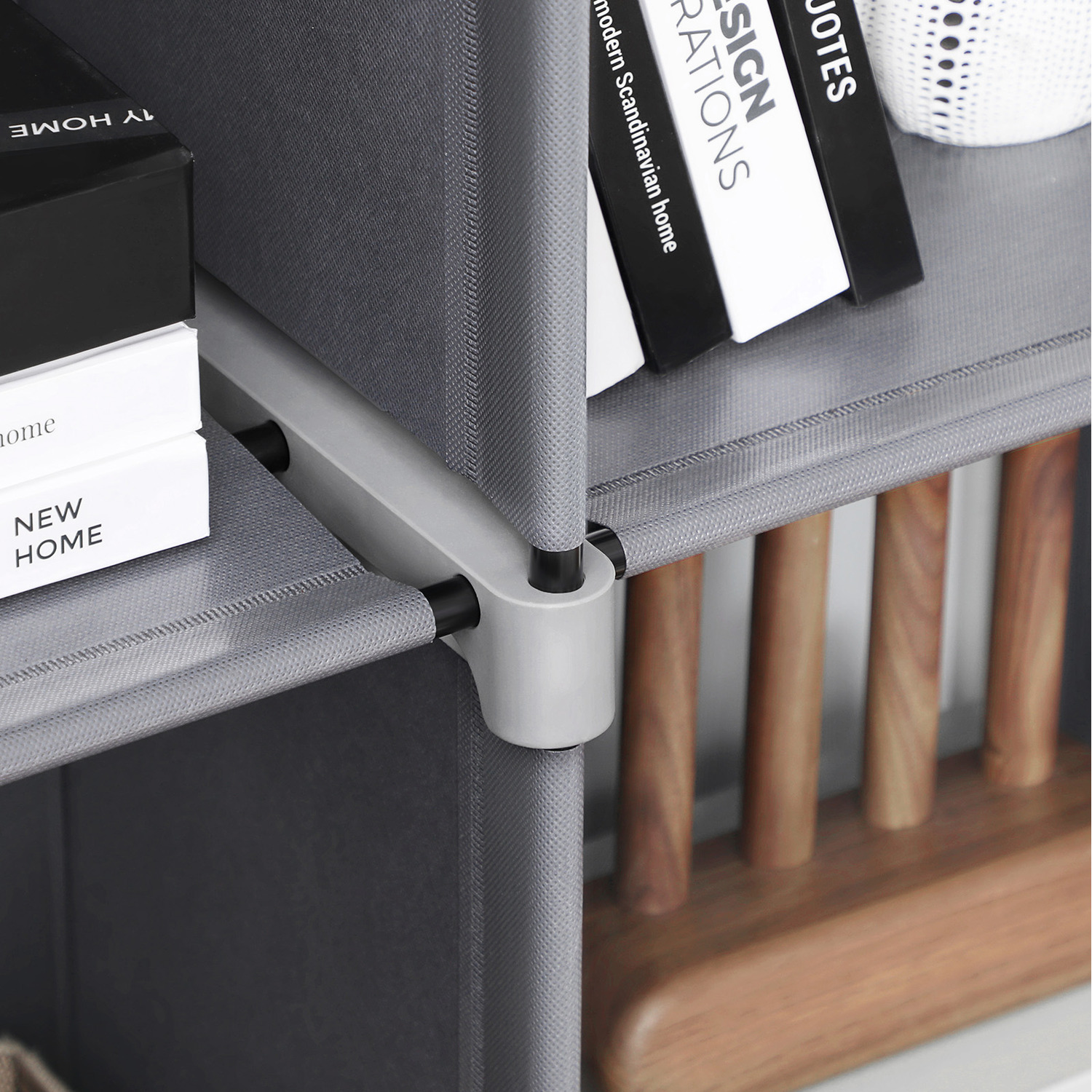 9-Cube Storage Shelf with Rubber Mallet