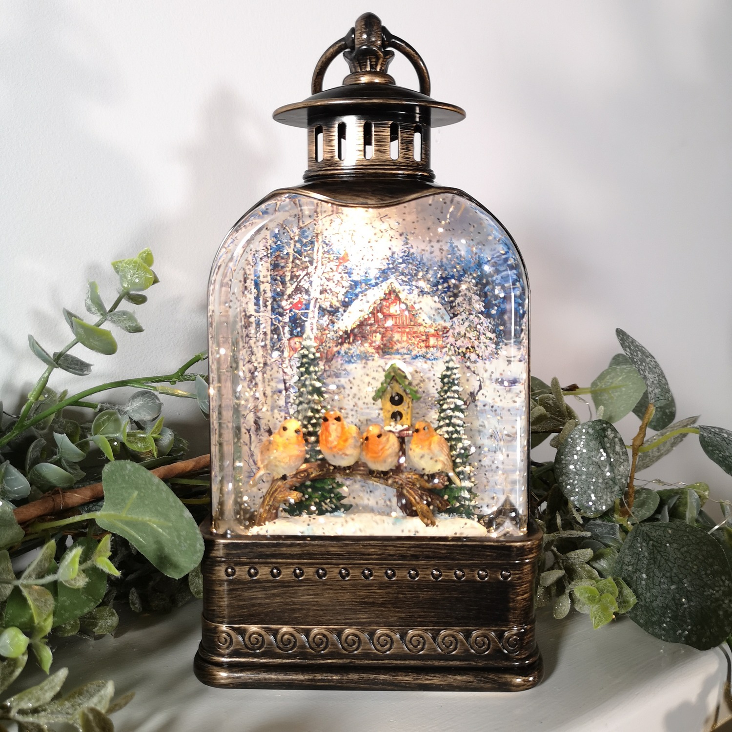 Dual Power LED Christmas Glitter Water Spinner Lantern Robin Scene