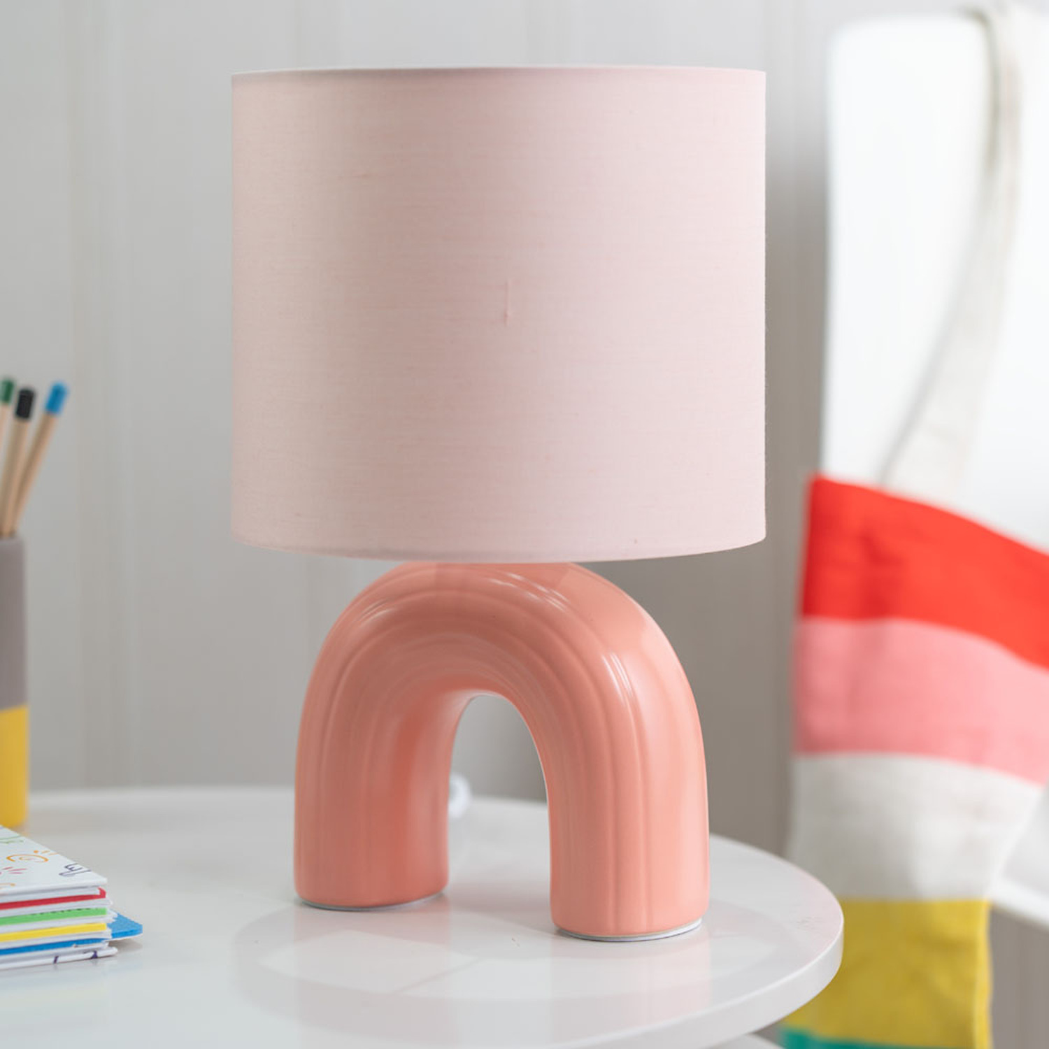 Arched Table Lamp With Shade