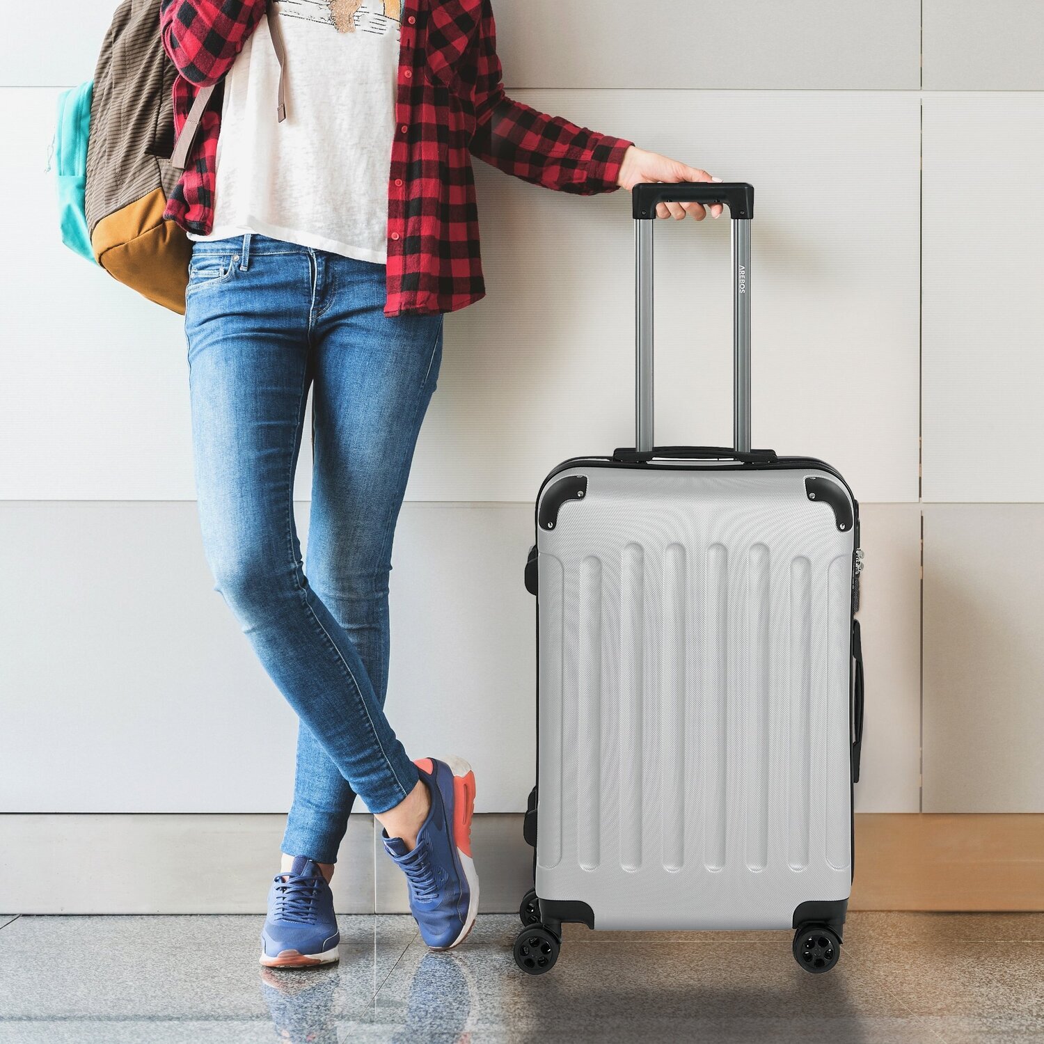 Set of 3 ABS Hard Shell Travel Suitcases With Telescopic Handle