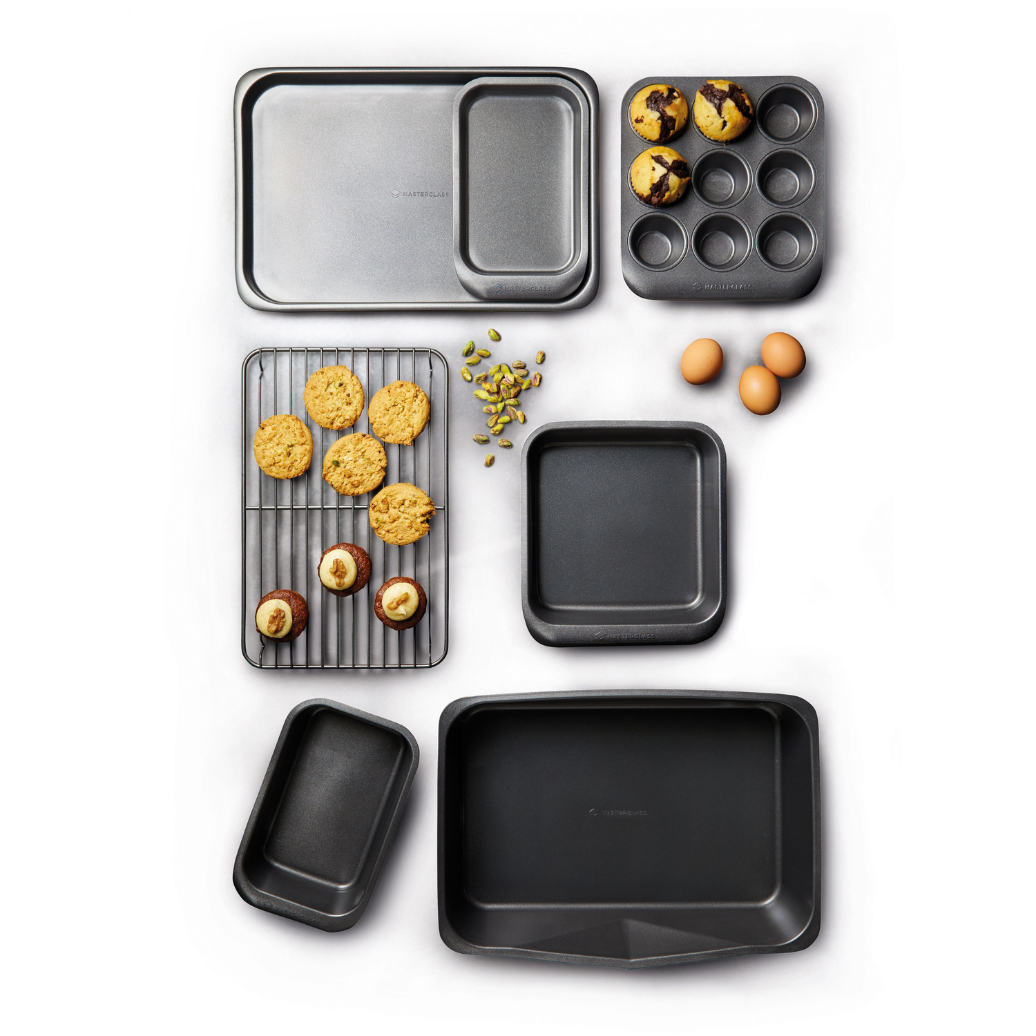 MasterClass Smart Space Seven-Piece Stacking Non-Stick Baking Roasting Set