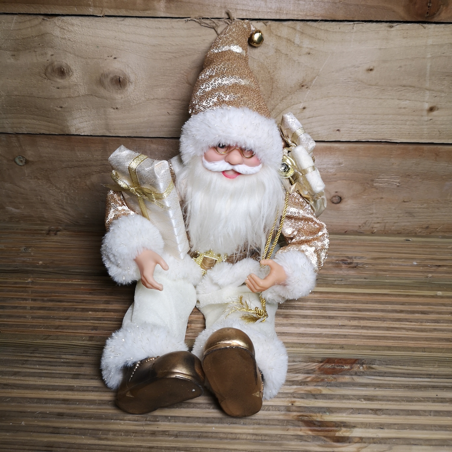 Sitting Santa Christmas Decoration