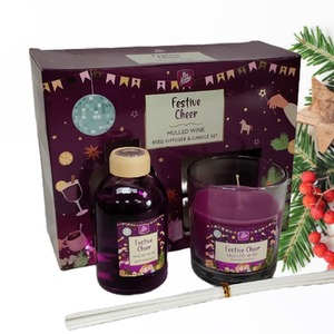 Christmas Candle and Reed Diffuser Gift Set Mulled Wine Scented
