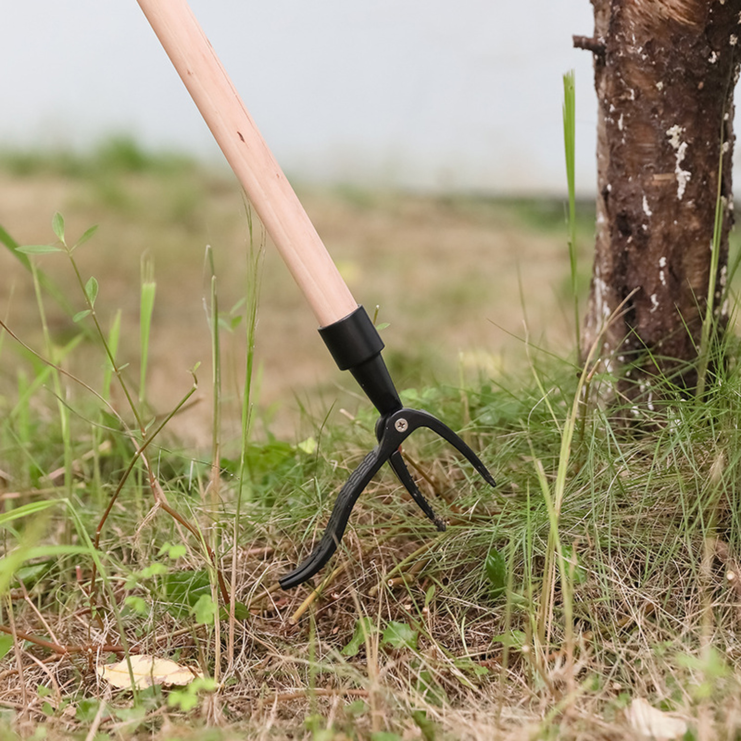 New Bending-Free Standing Manual Mowing Specialty Tool
