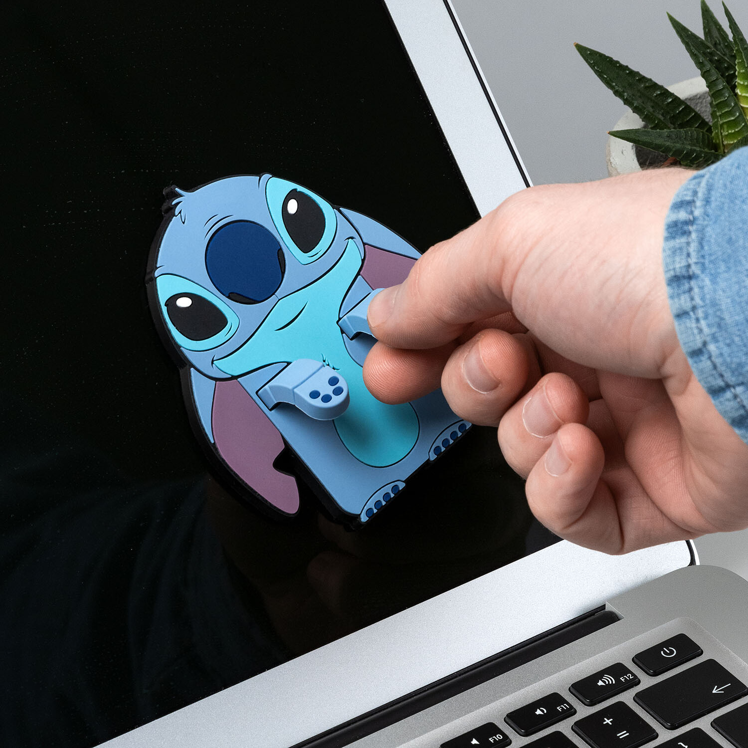 Stitch Clip On Character Screen Cleaner