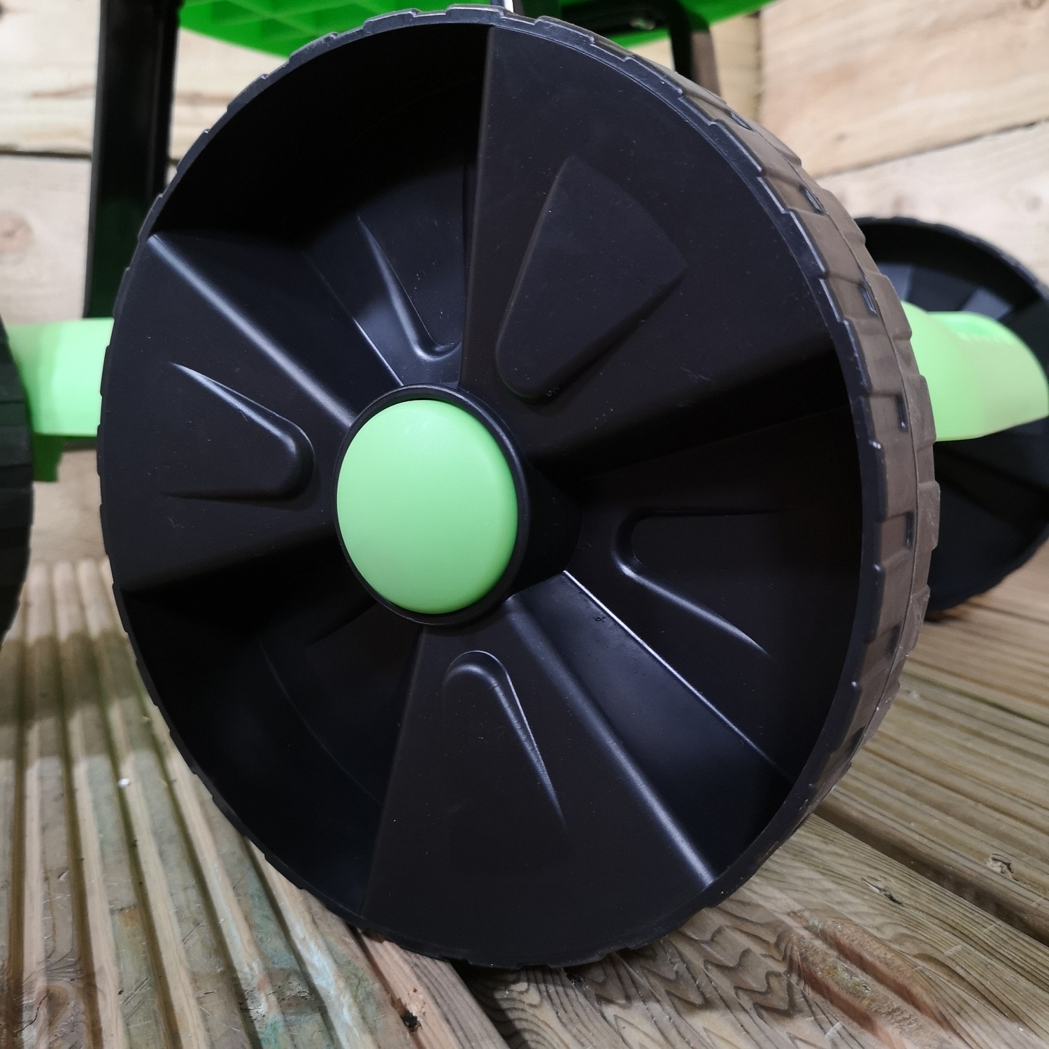 Mobile Garden Cart Seat with Wheels and Storage Tray