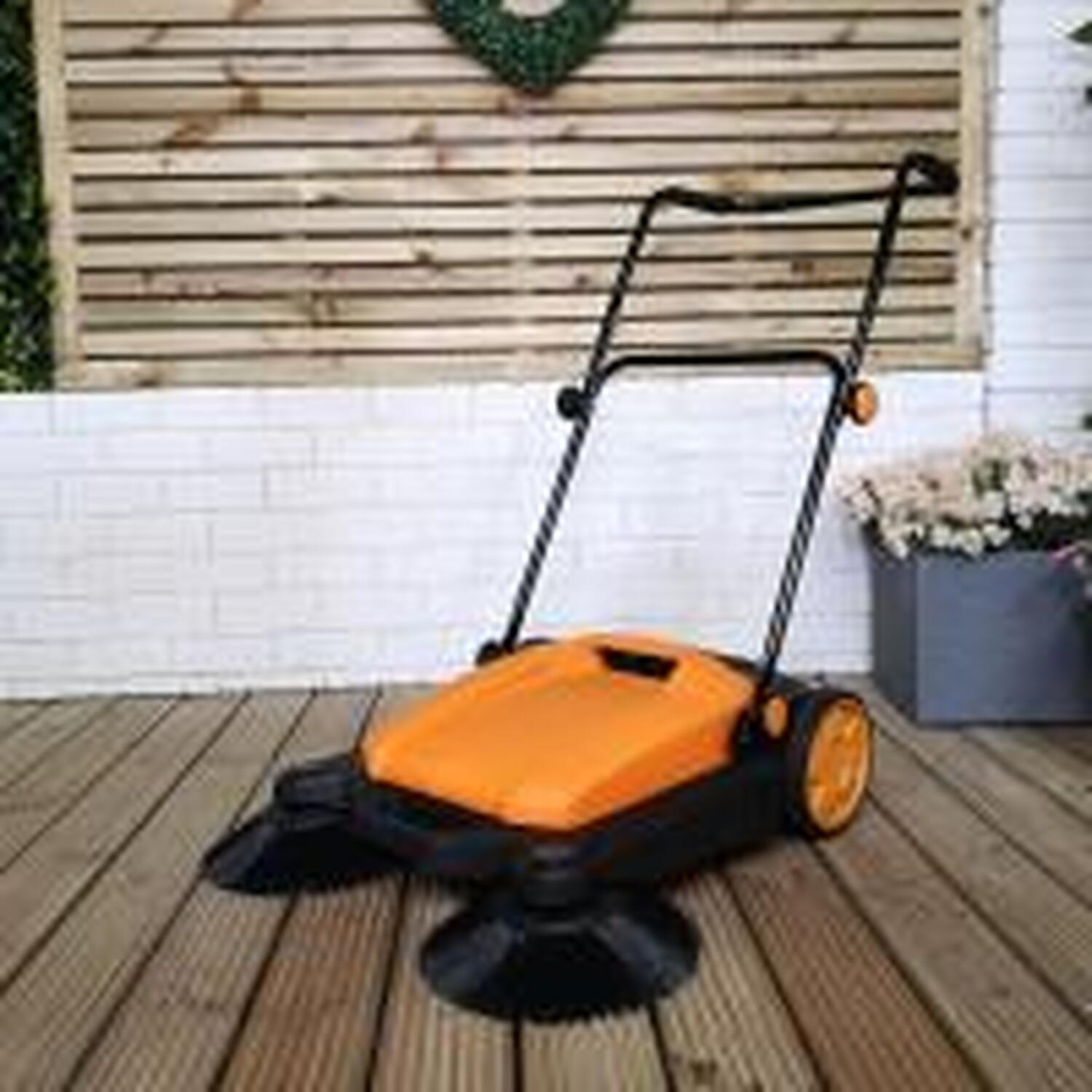 16 Litre Indoor Outdoor Twin Brush Garden Patio Floor Sweeper