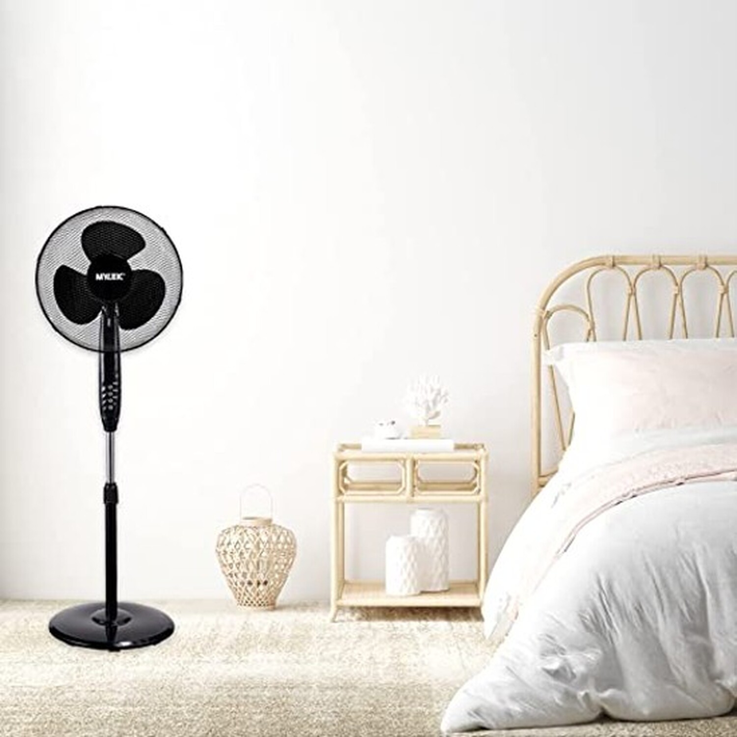 MYLEK Pedestal Fan 16" 45W with Remote Control