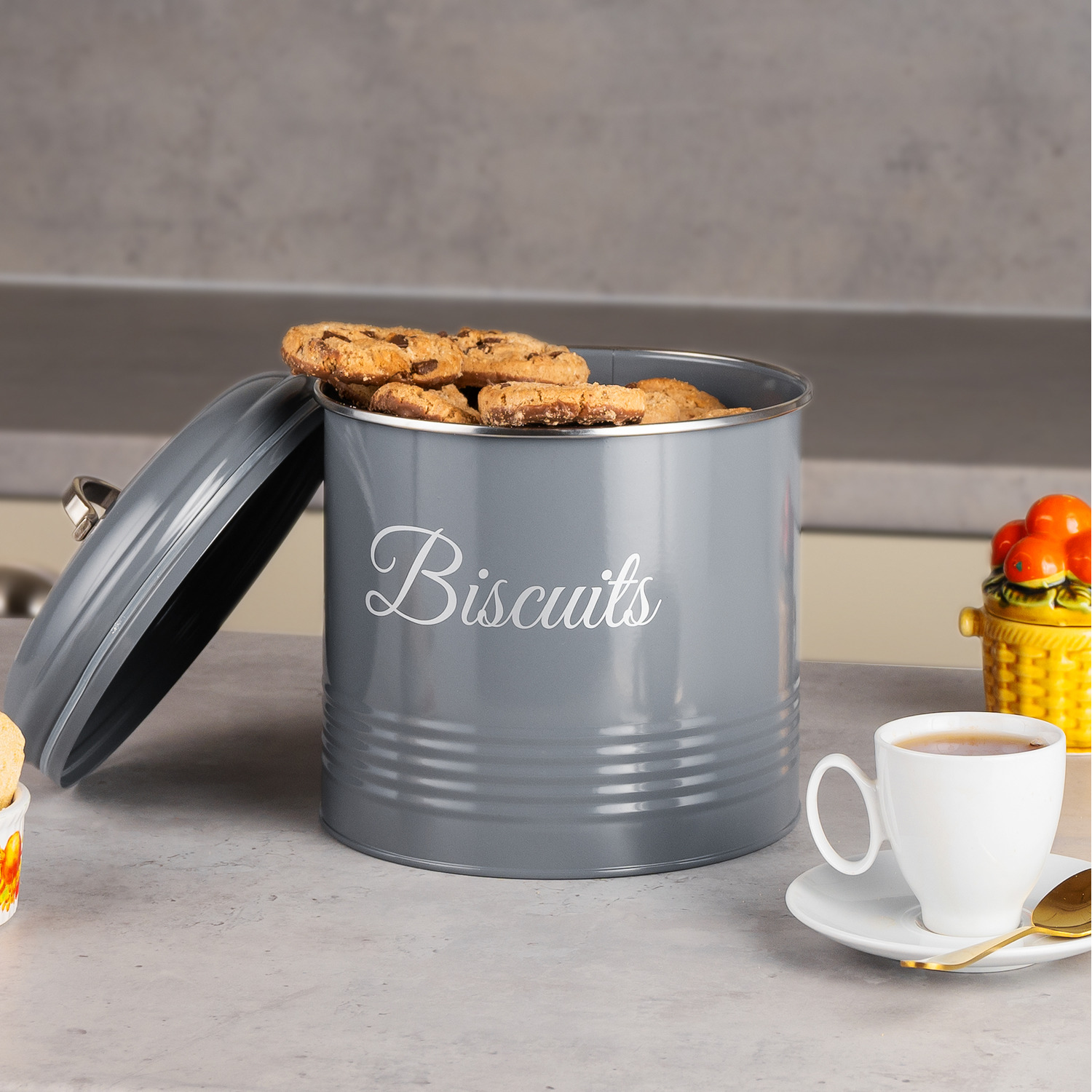 Essentials Round Biscuit Tin With Air Tight Lid