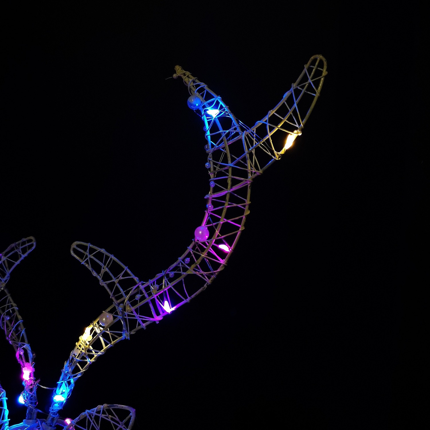 Battery Operated Metal Stag Head with Multi LEDs