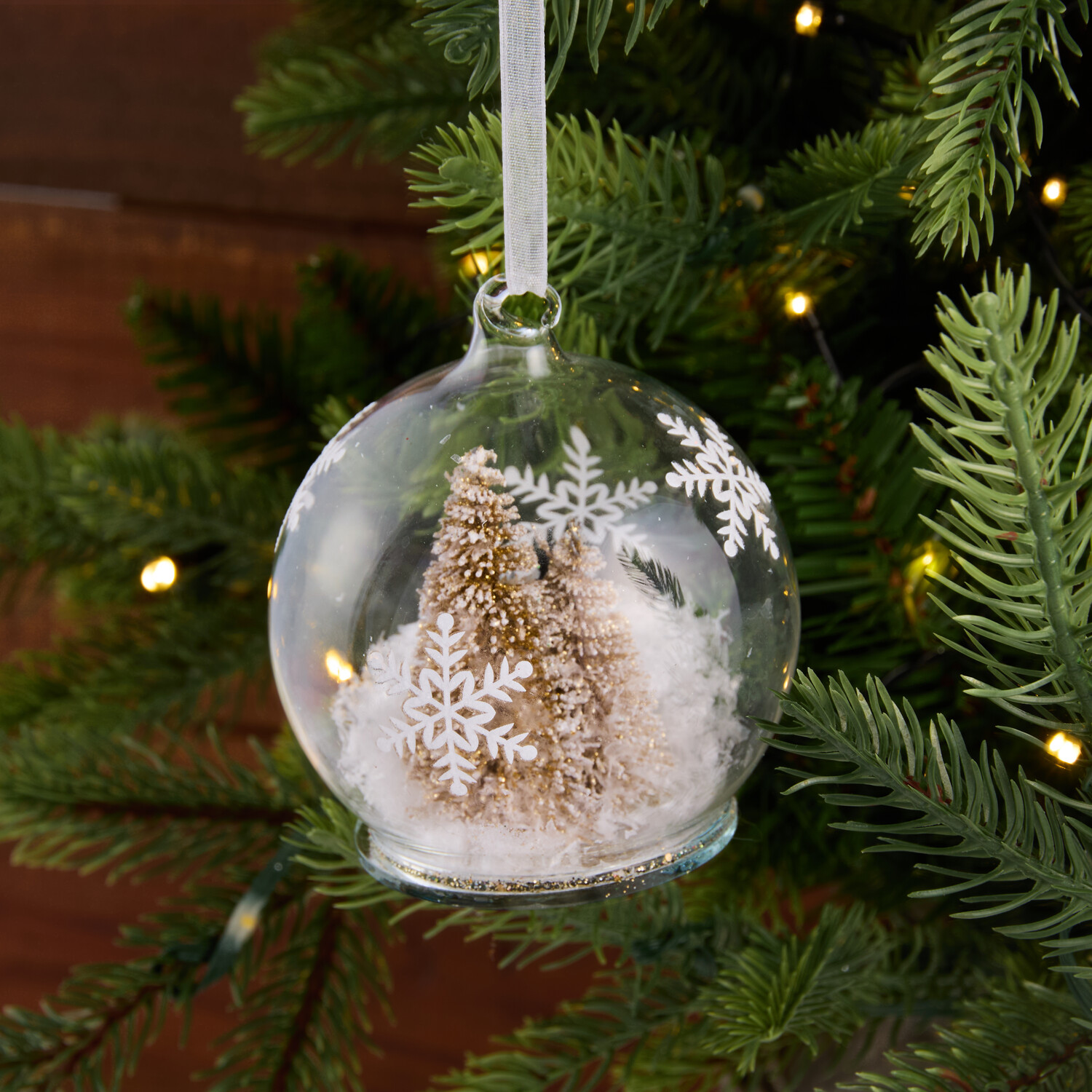 Tree Scene Snowy Bauble